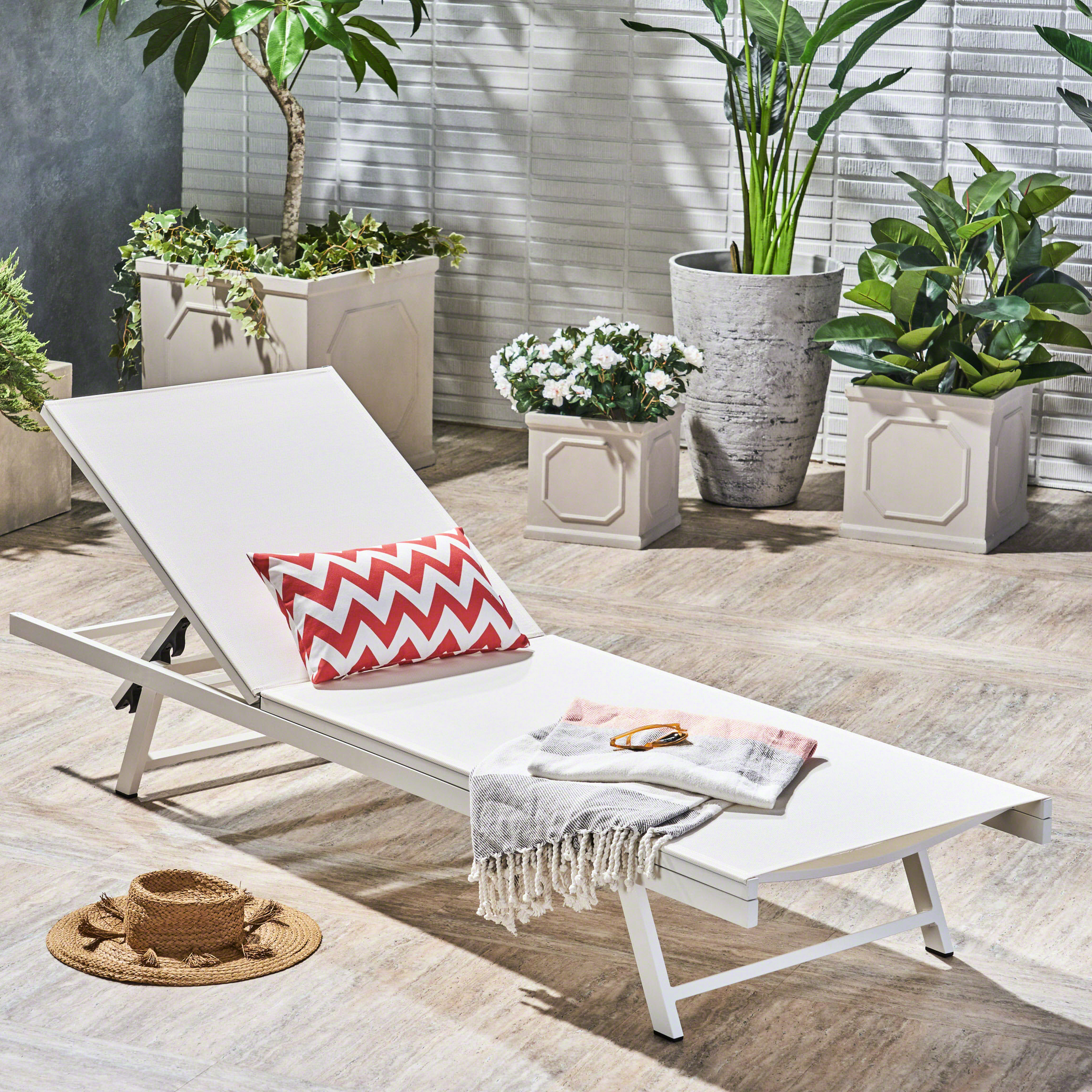 Sunbathing Chaise With White Mesh - Rust- Aluminum Frame, Lightweight ...
