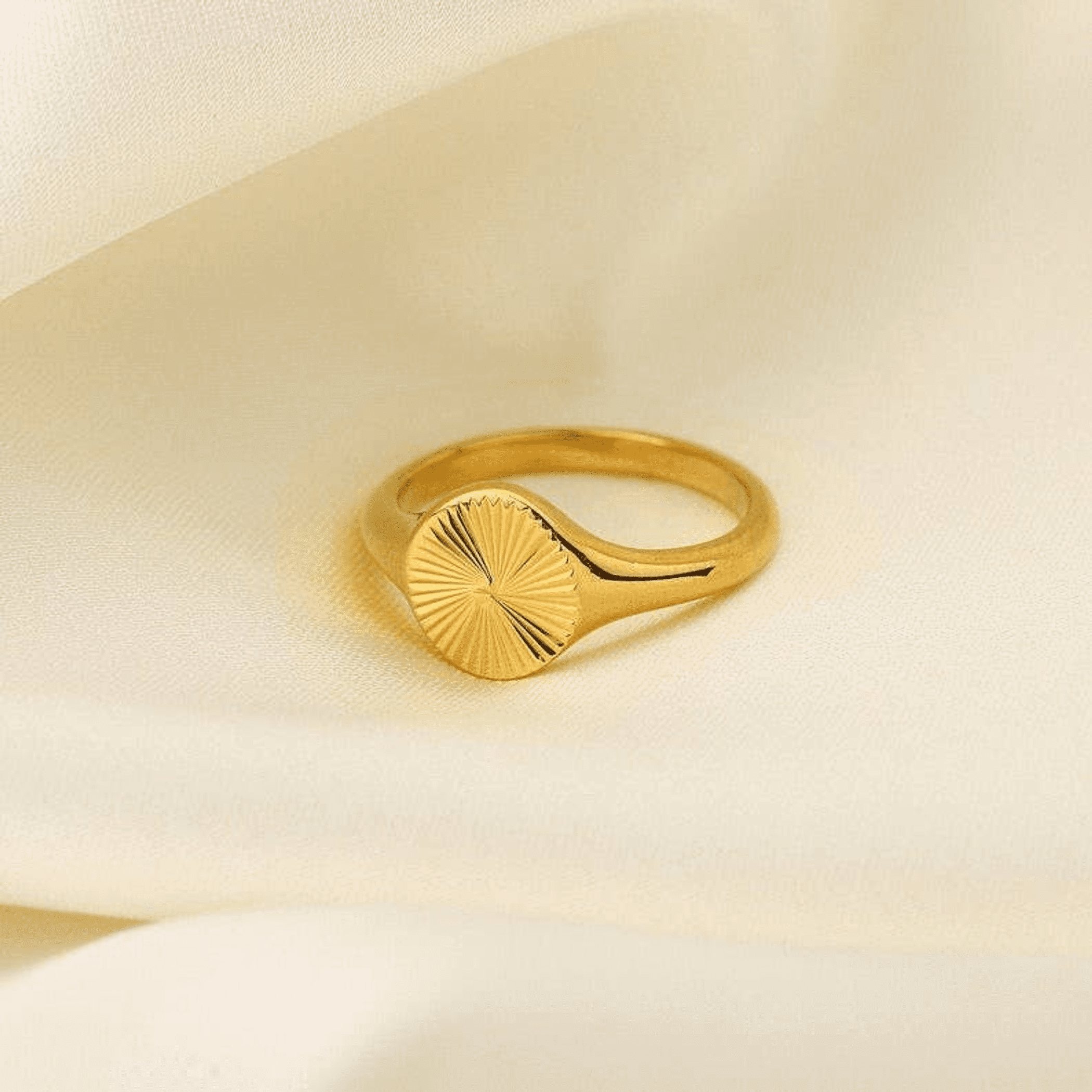 Sunbeam Signet Ring, 18k Gold Signet Ring, Oval Signet Ring[ 7 ] - Walmart.com