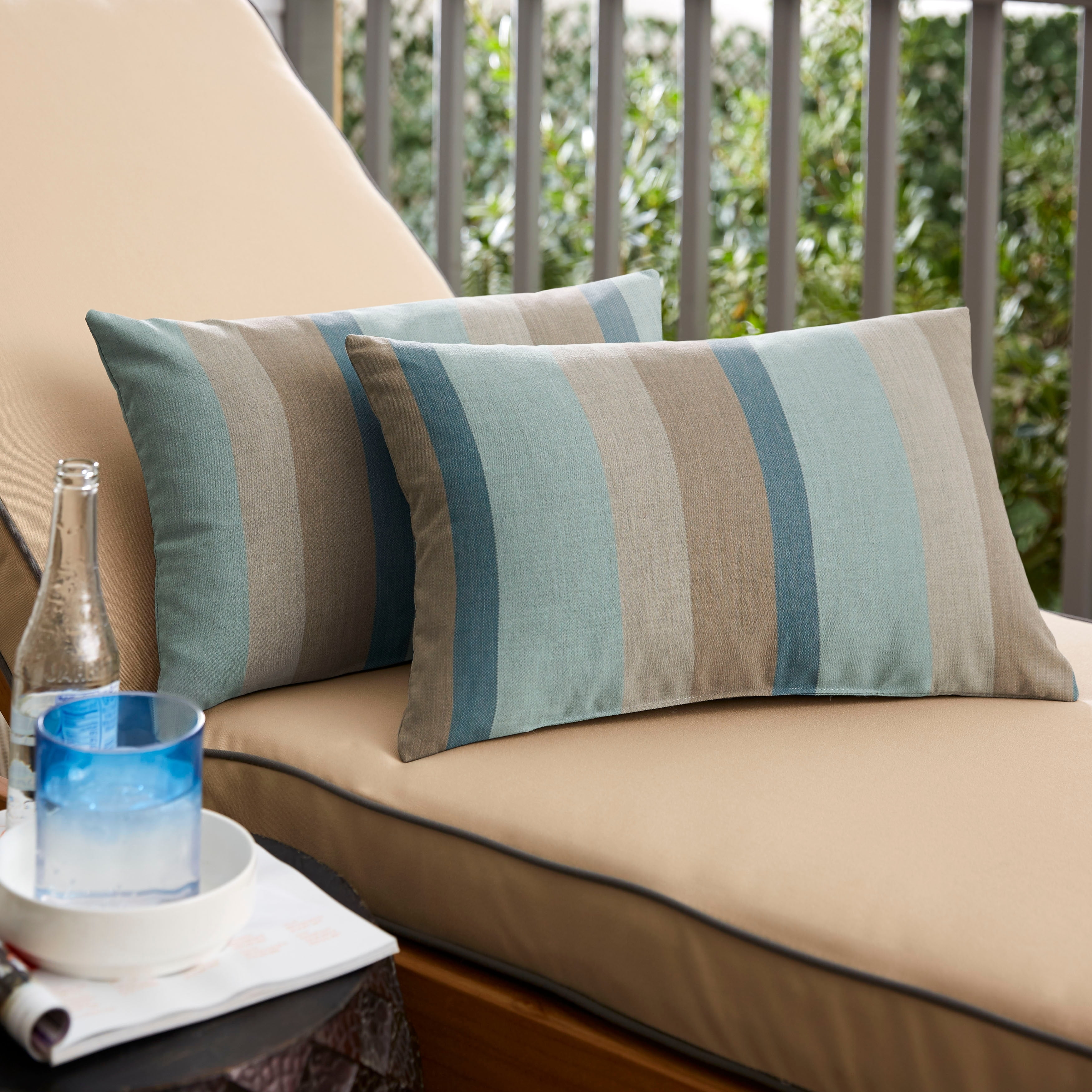 Sunbrella Gateway Mist Indoor/Outdoor Knife Edge Pillow (Set of 2) 13 ...