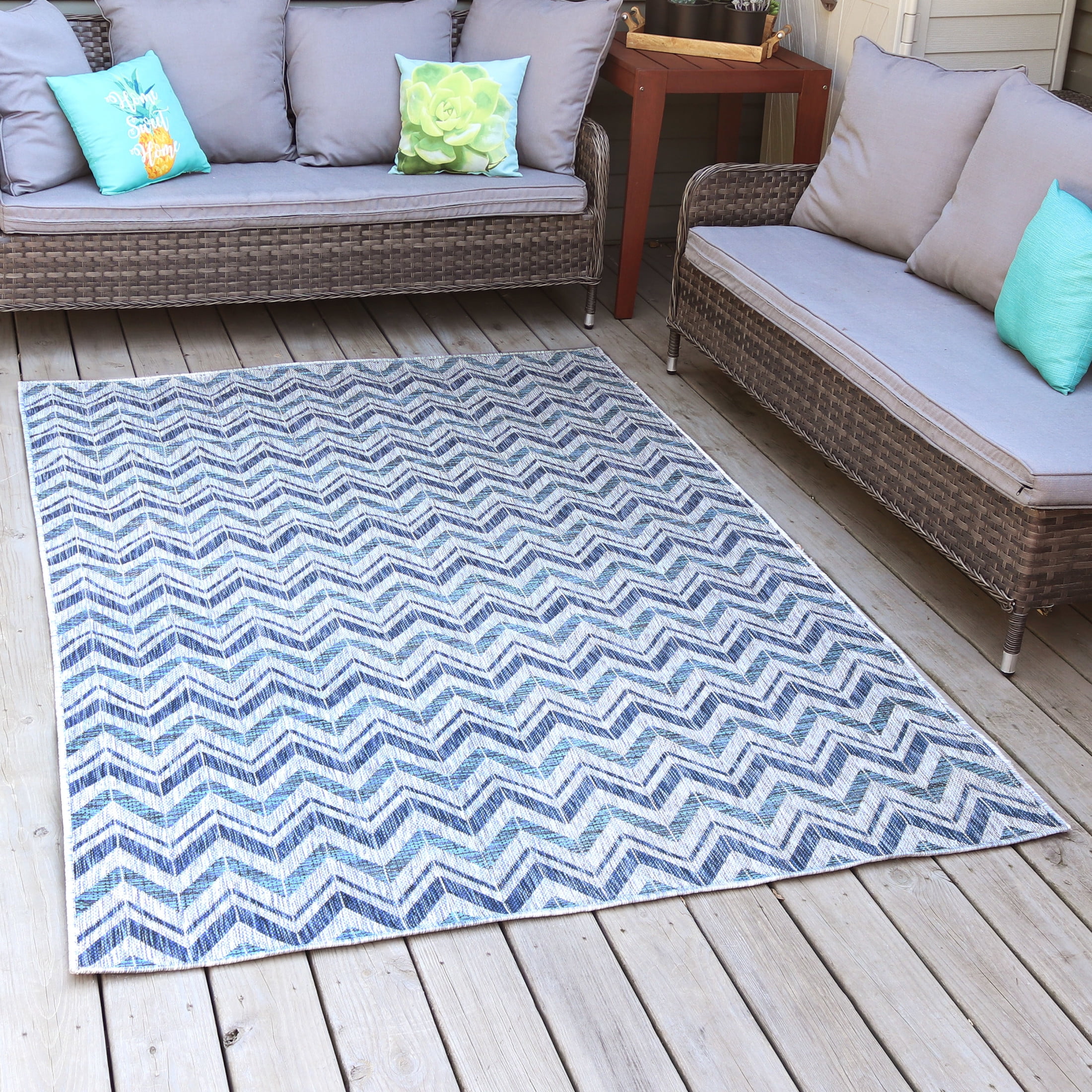 Sunnydaze Dreams Classic Flat Weave Blue Chevron Outdoor Area Rug, 5' x ...