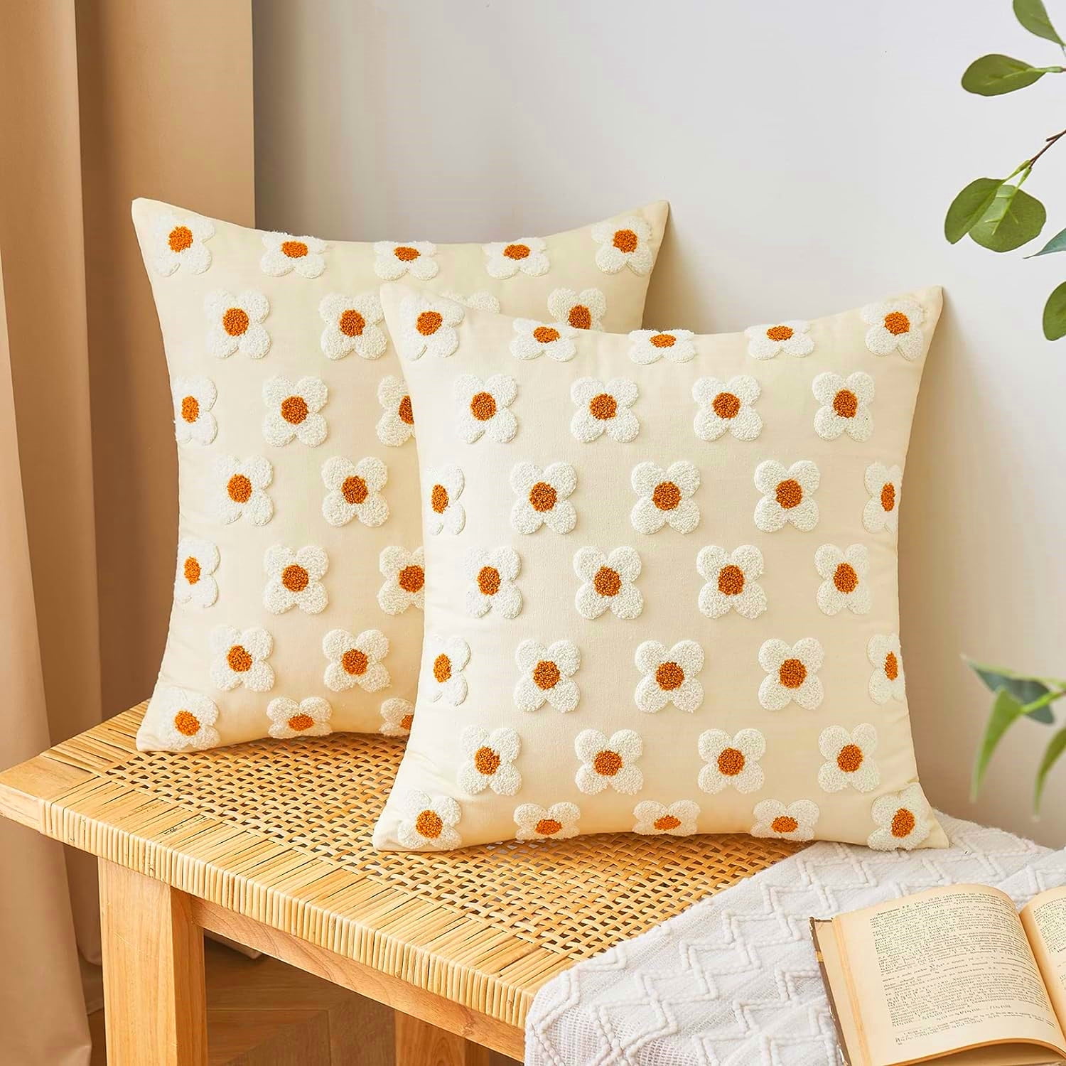 Sunyuer Pack of 2 Daisy Decorative Throw Pillow Covers 18x18 Inch, Soft ...