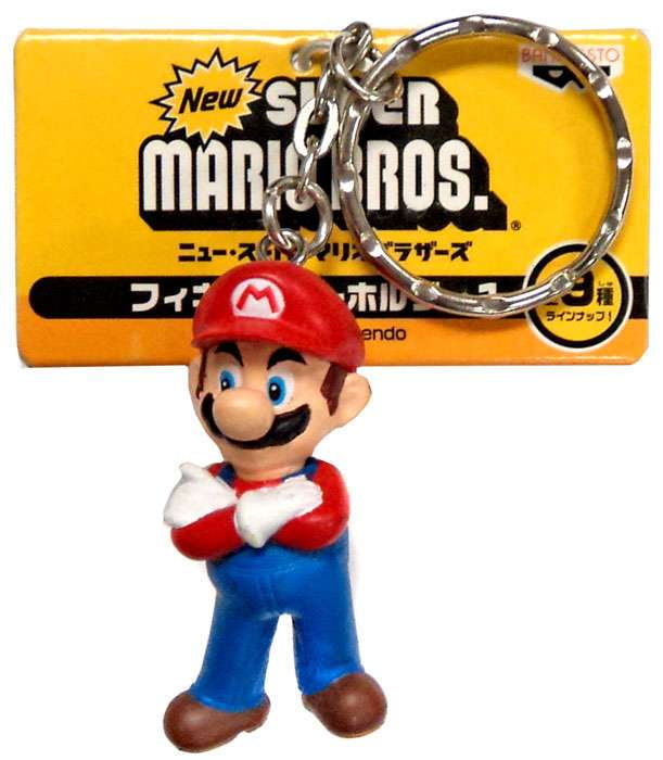 Super Mario Bros. New Super Mario Bros Mario Keychain (Arms Crossed ...