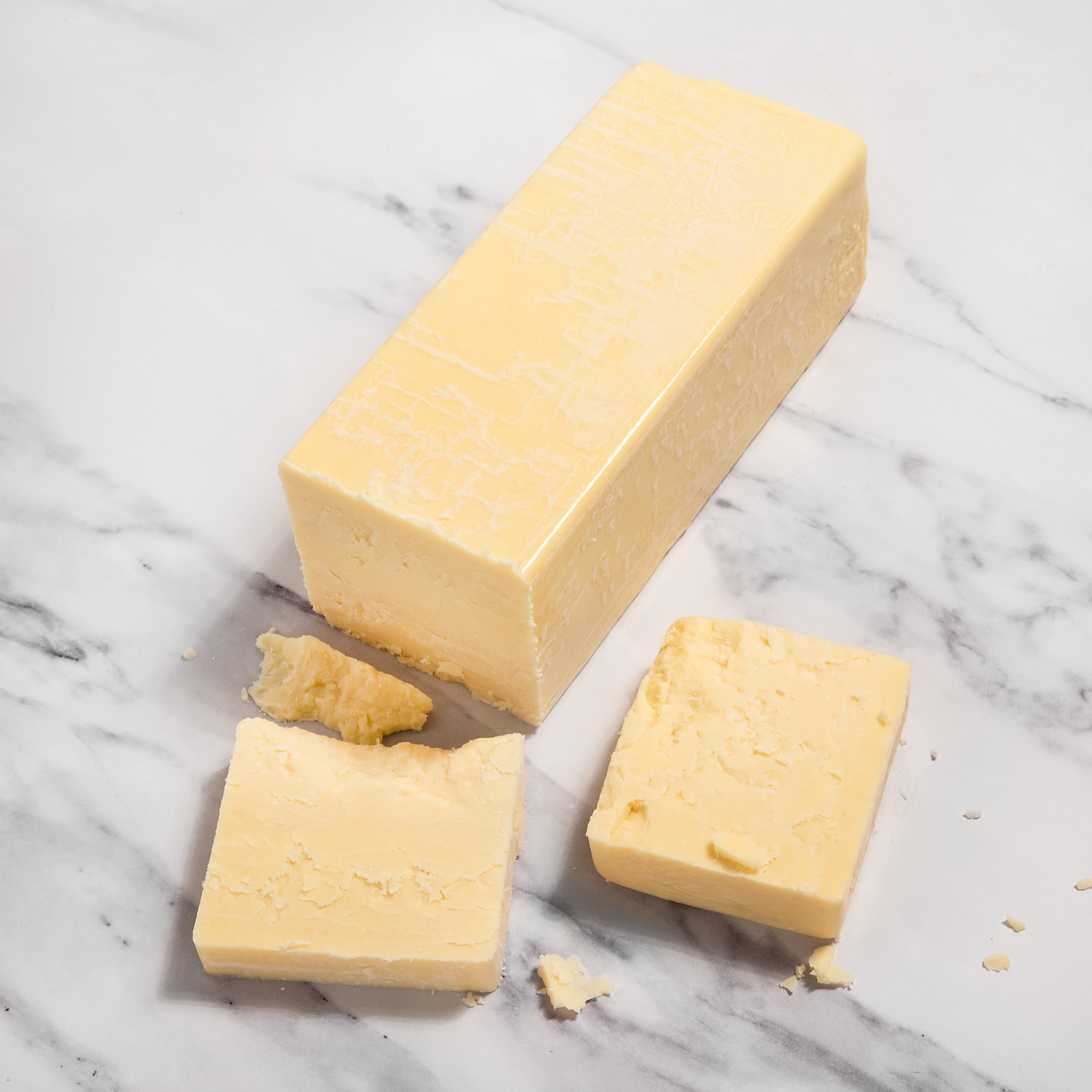 Super Sharp Quebec Vintage Cheddar Cheese - Whole Form (5 pound ...