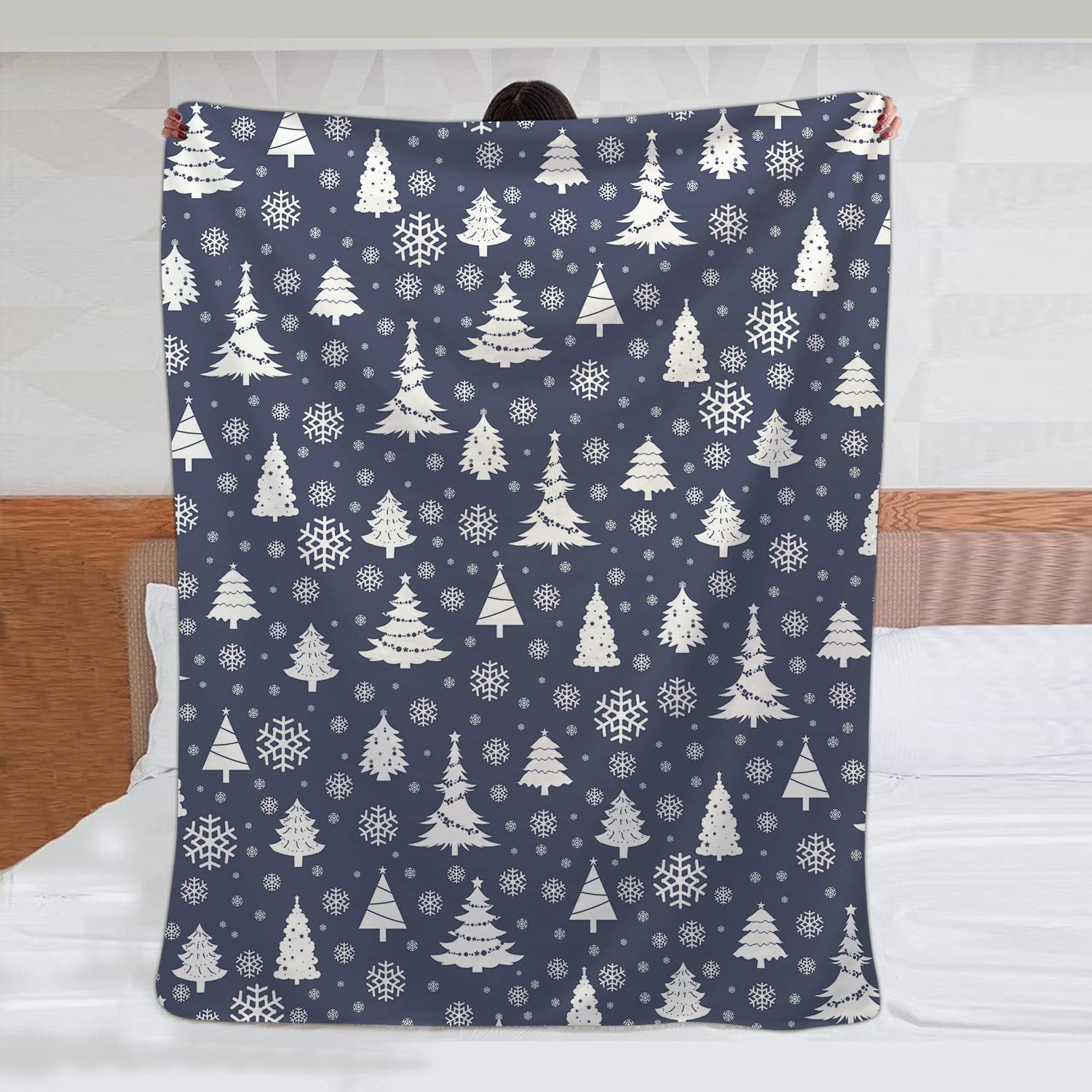 Super Soft Gray Christmas Tree Blanket, Holiday Home Decor Fuzzy Warm ...