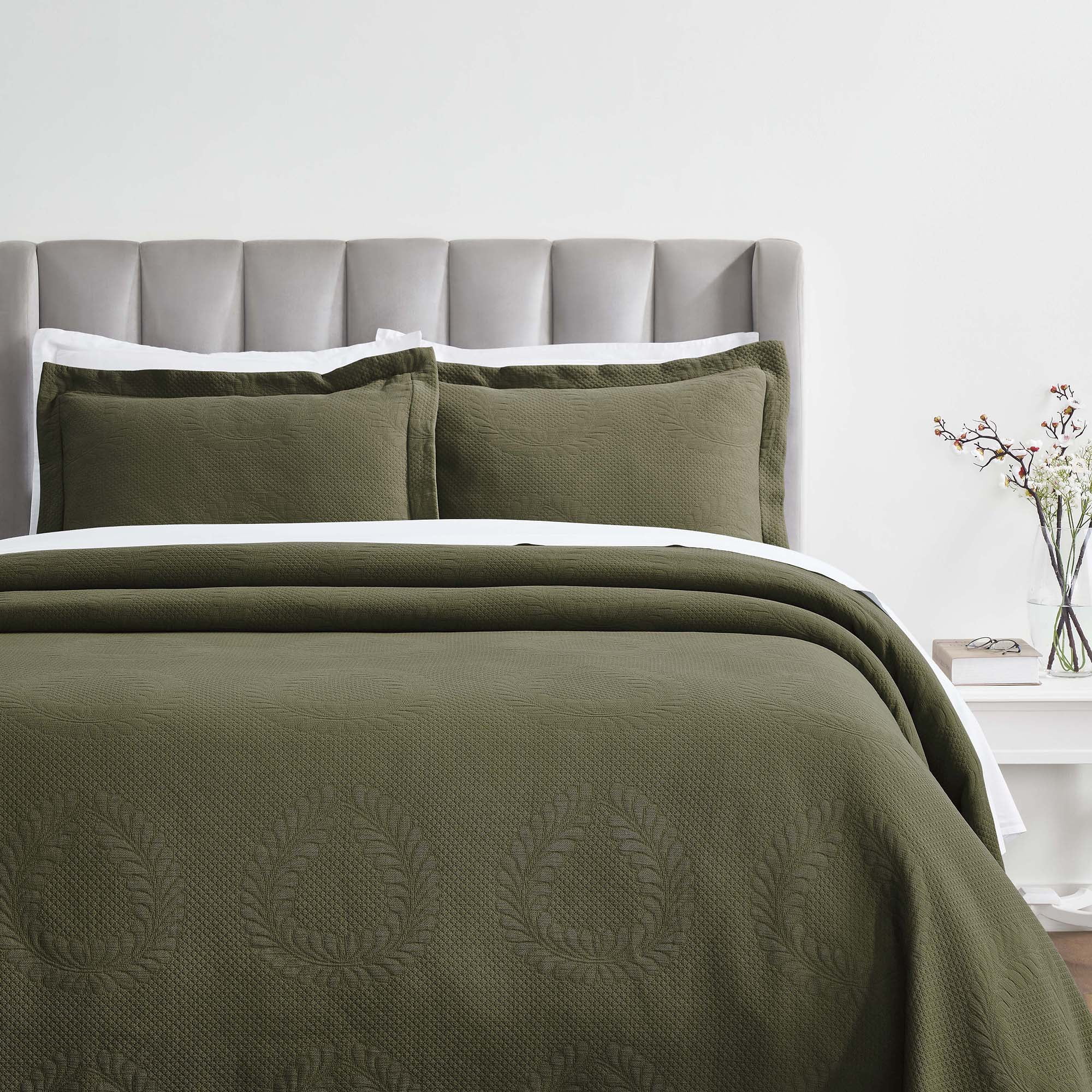 Superior Peploi Cotton Matelasse Bedspread Set, King, Olive Green ...