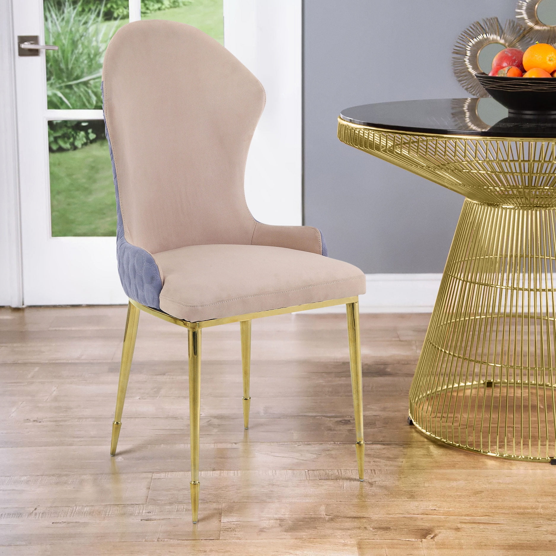 Supportive Wingback and Sloped Arms - Relaxed Dining Chairs for ...