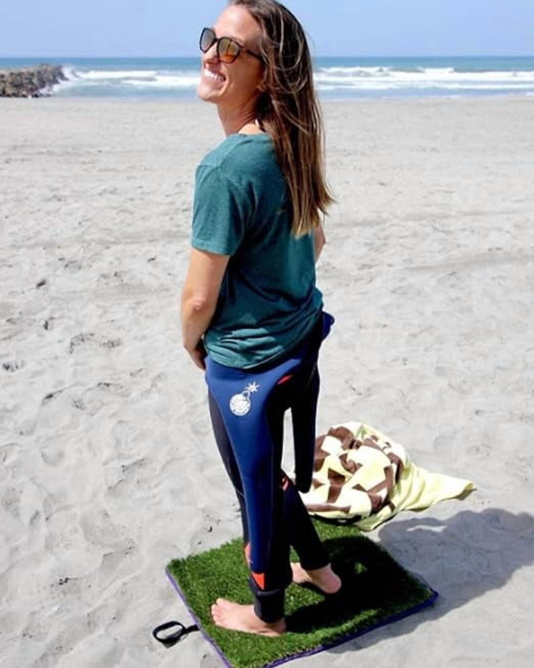 Surf Grass Beach Mat Changing pad (20 x 25 inches) - Walmart.com