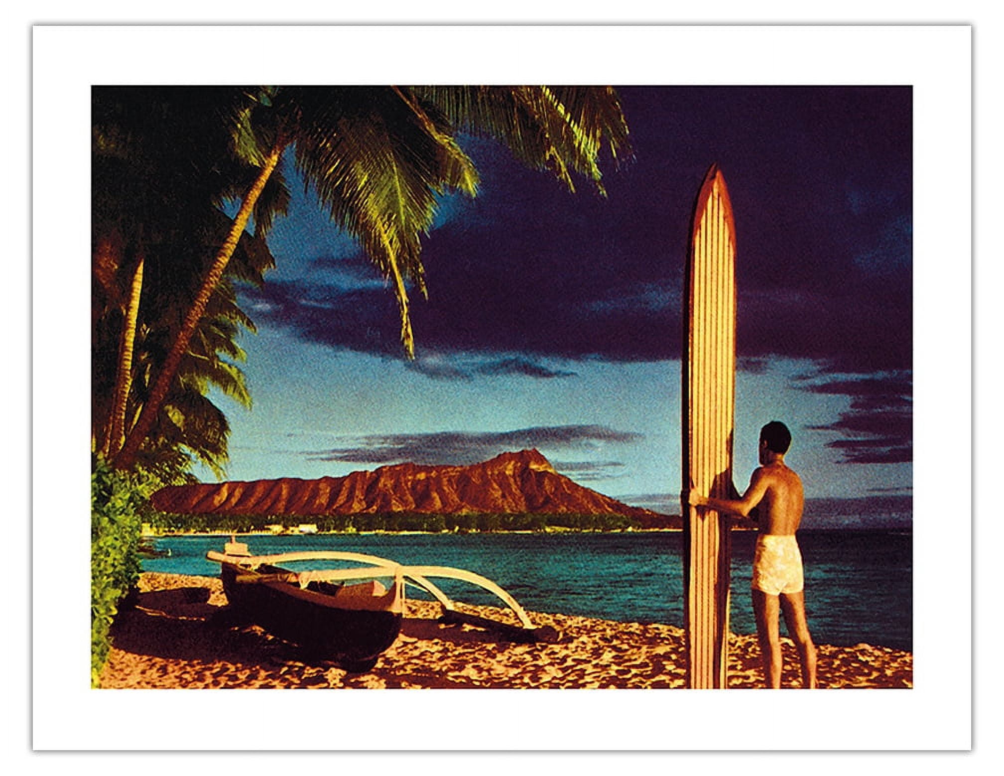 Surfer Outrigger Canoe and Diamond Head Crater - Honolulu Hawai’i ...