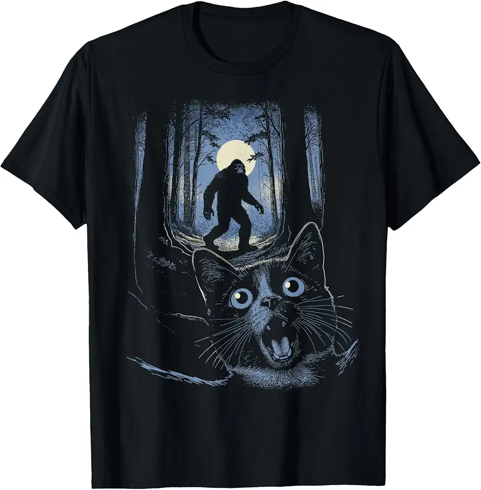 Surprised Cat Selfie With Bigfoot Funny Scared Feline Meme Unisex T ...