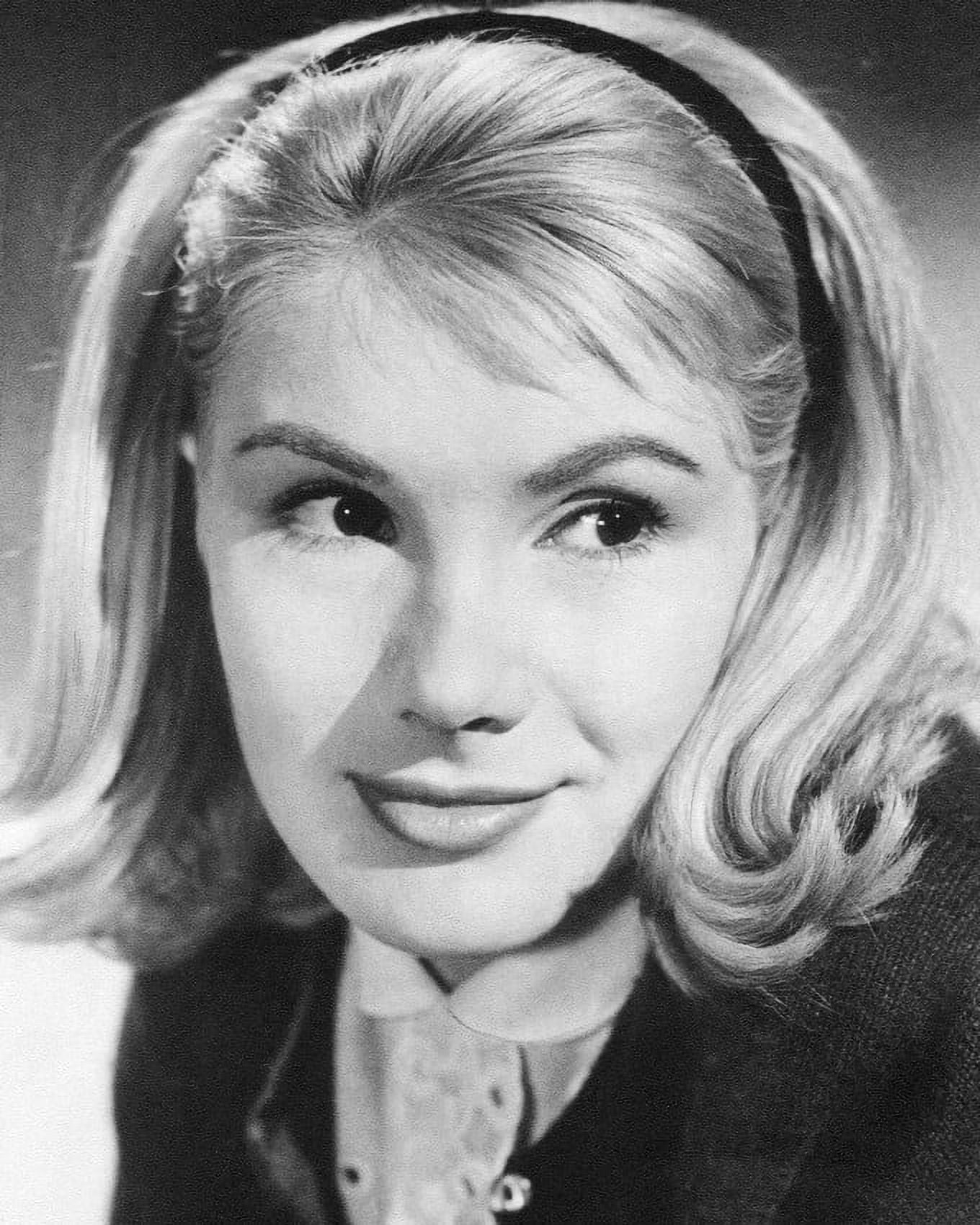 Susan Hampshire 24X36 Classic Hollywood Poster Studio Portrait ...