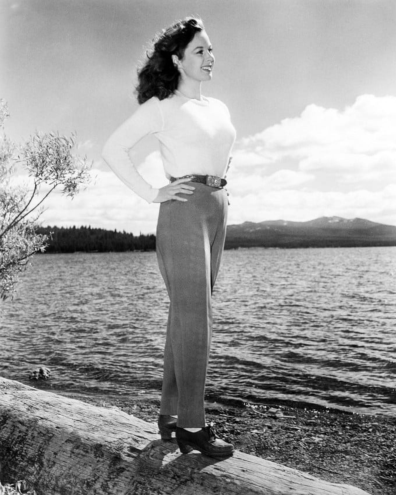 Susan Hayward 24X36 Classic Hollywood Poster Full Length By Ocean ...