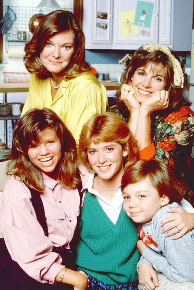 Susan Saint James Jane Curtin Kate & Allie 24x36 Poster - Walmart.com