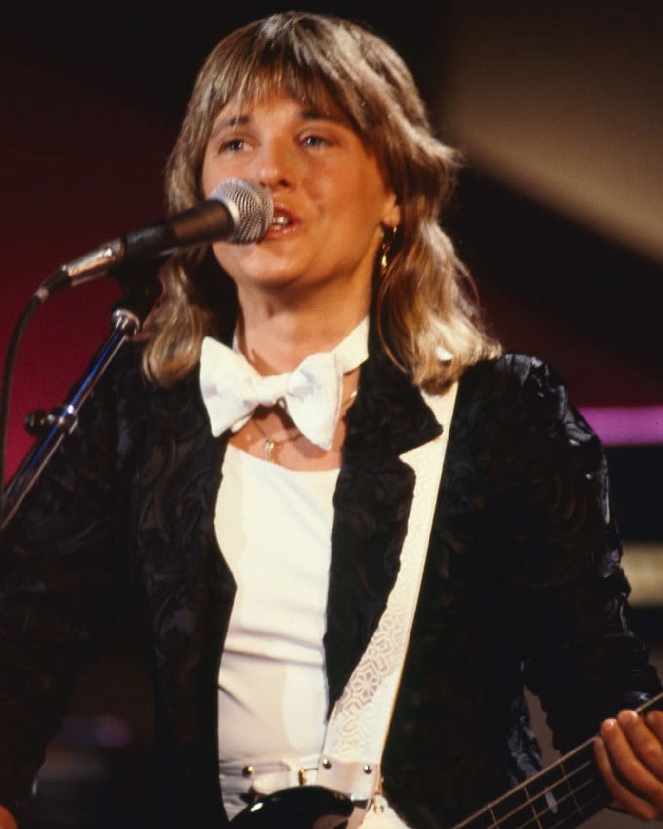 Suzi Quatro Playing Guitar Classic 1970s Concert 24x36 Movie Poster Hd Aluminum Wall Art