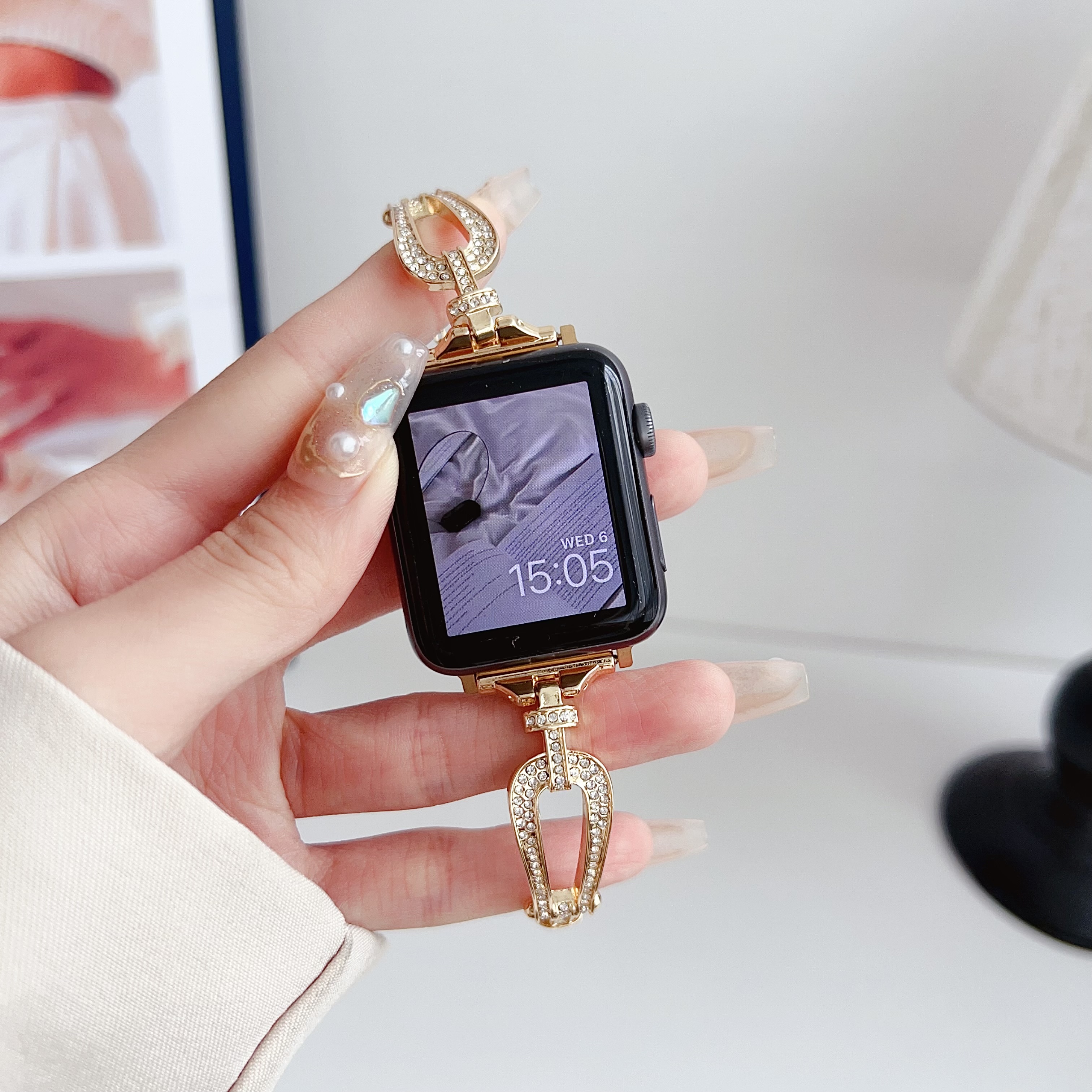 Swarich Sparkly Watch Band for Apple Watch Series 9/8/7/6/5/4/3/2/1/SE ...