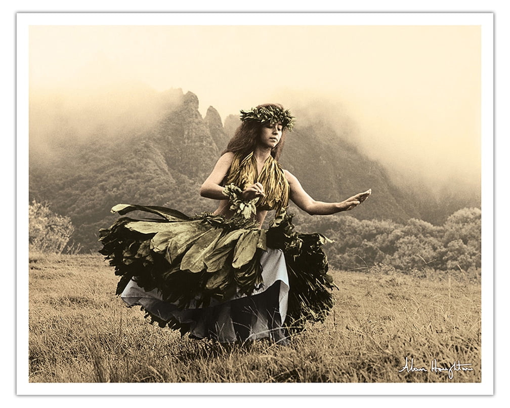 Swaying Skirt - Hawaiian Hula Dancer in Ti Leaf Skirt - Vintage Hand ...
