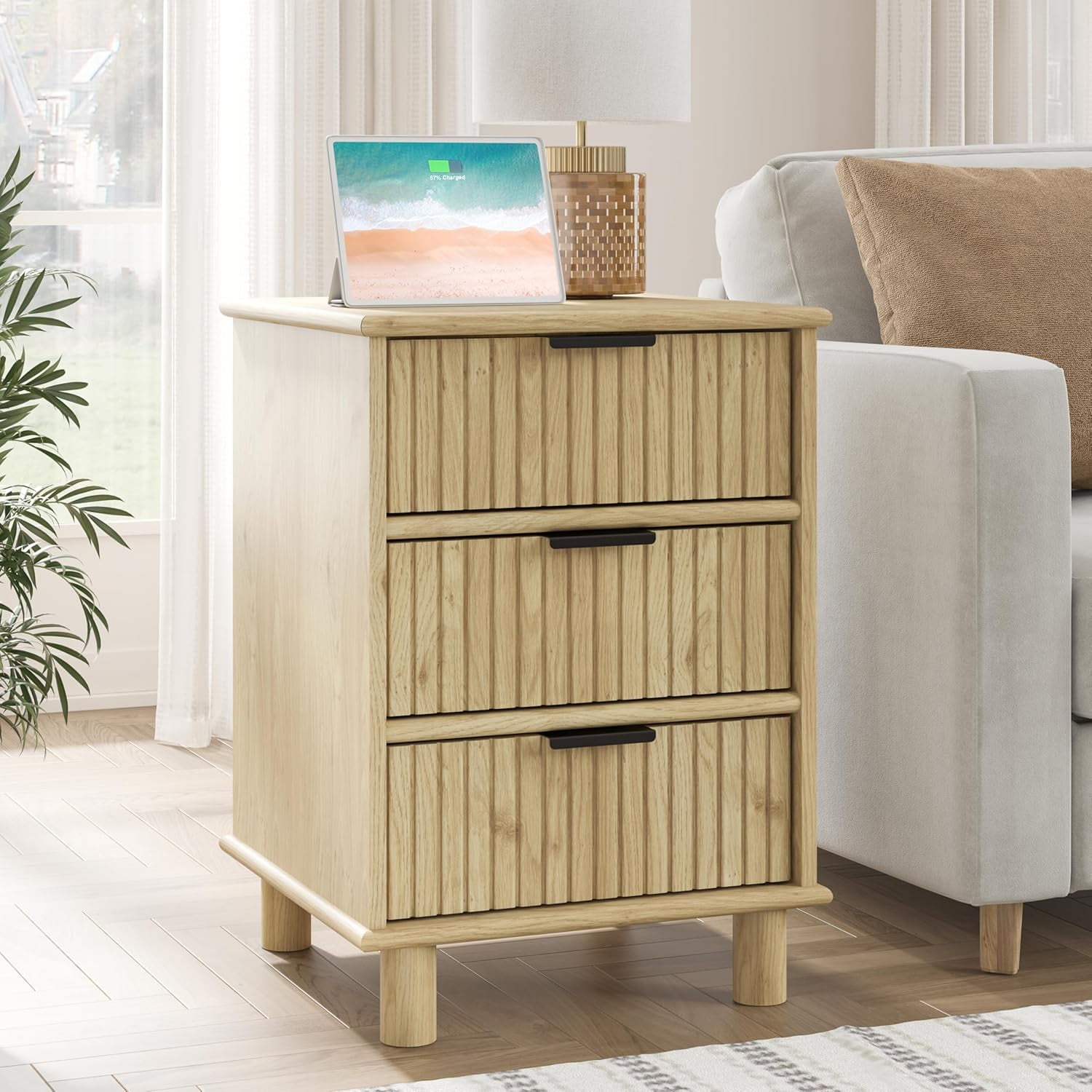 Swedhuas Fluted Nightstand with 3 Drawers, Modern Fluted Bed Side Table ...