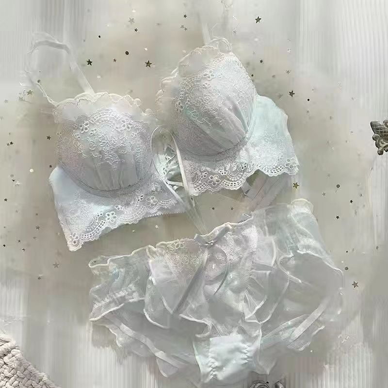 Sweet Japanese Ladies Bra Set Small Breasts Gathered Lace Mesh Sexy Bra ...