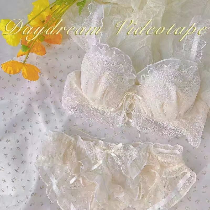 Sweet Japanese Ladies Bra Set Small Breasts Gathered Lace Mesh Sexy Bra ...