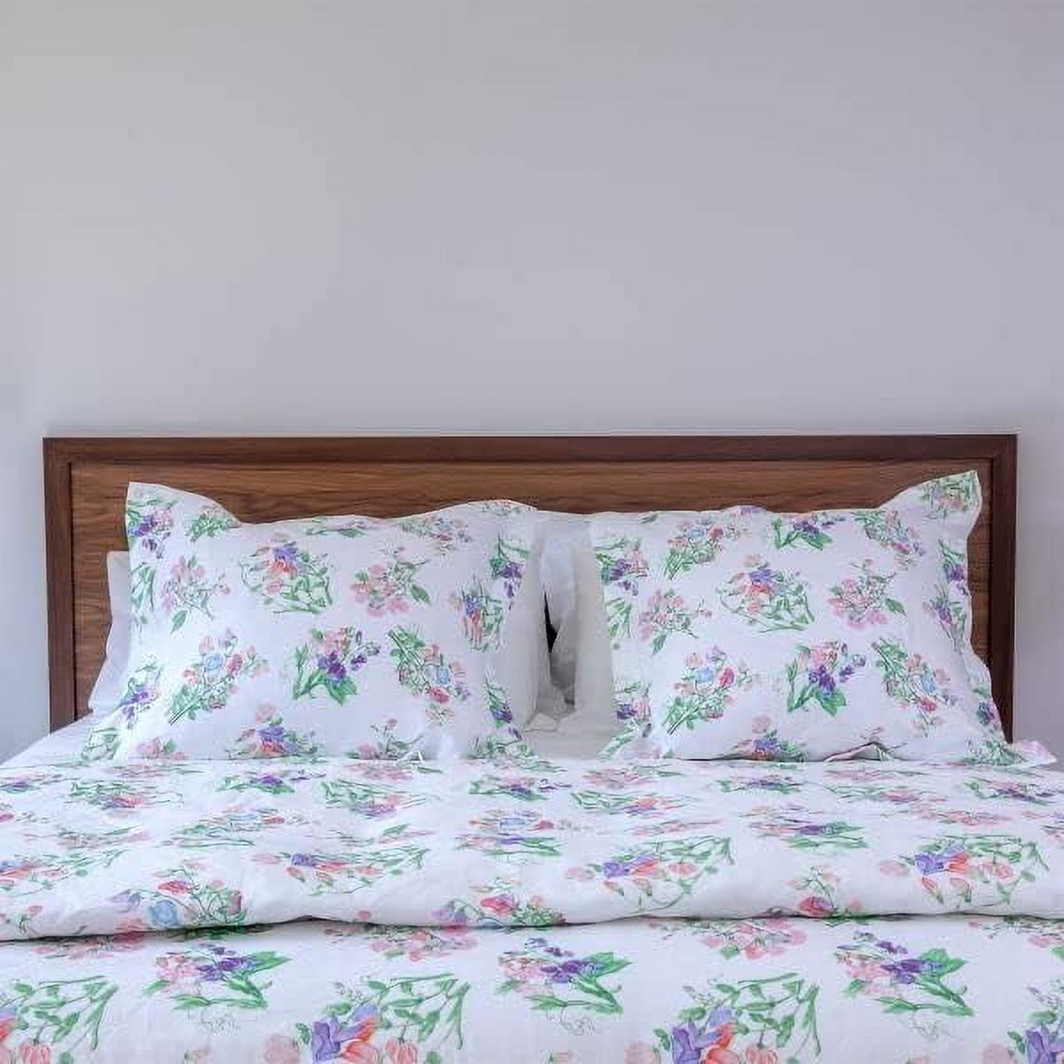 Sweet Pea Floral Print Italian Linen Pillow Shams (Pair) - Standard ...