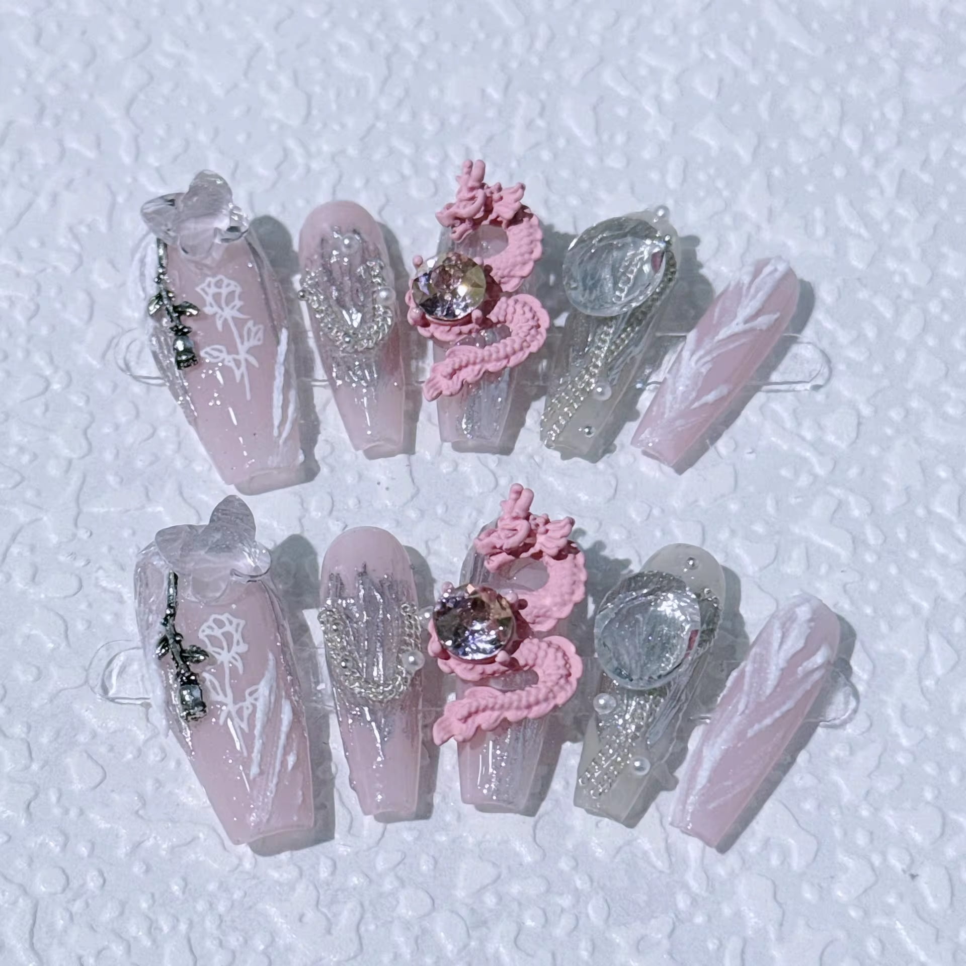 Sweetie Style Hello Kitty Nail Enhancement Wearing Fake Nail Patches ...