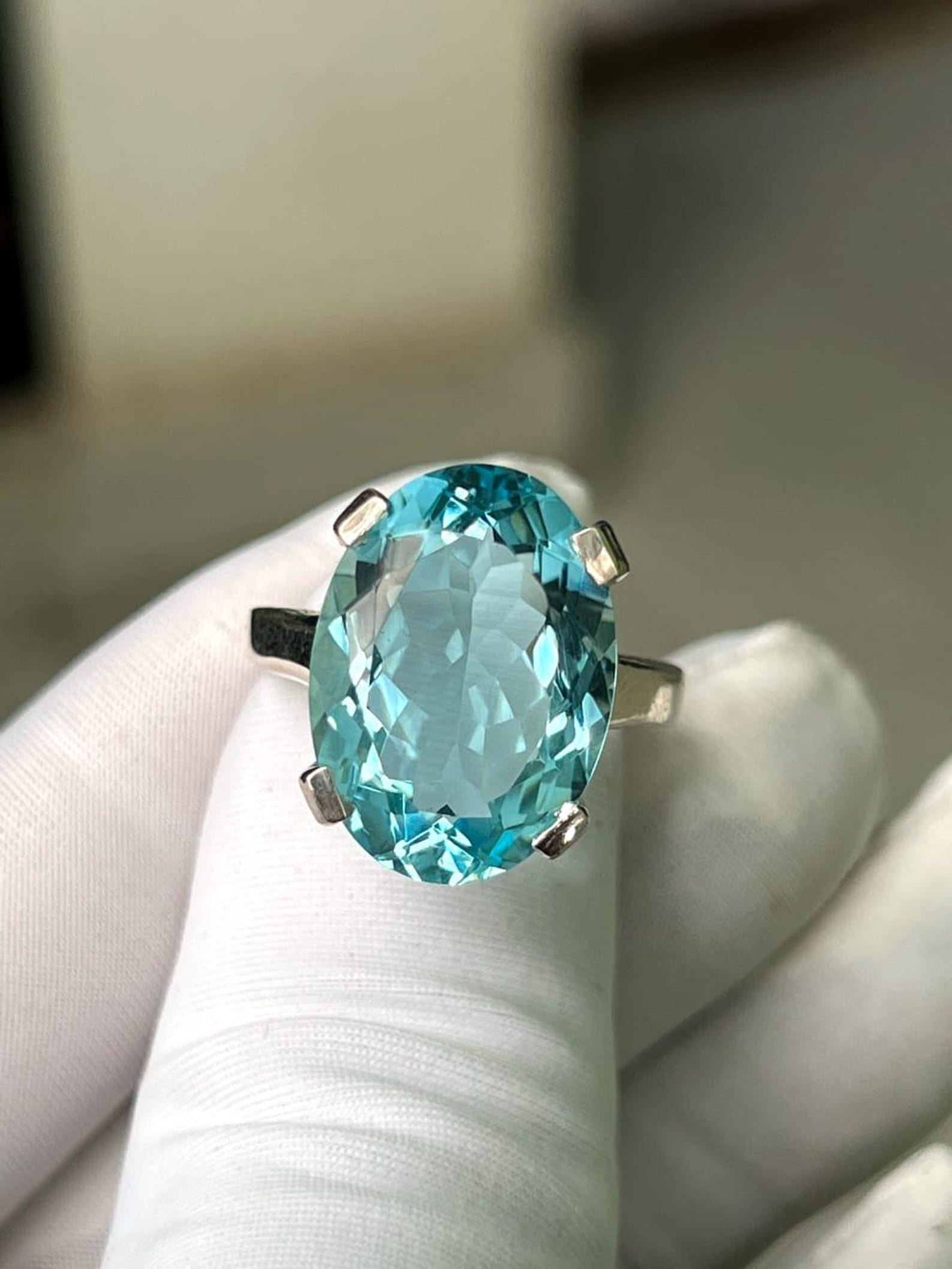 Swiss Blue Topaz Ring, 16 Carat Oval Solitaire, Sterling Silver ...