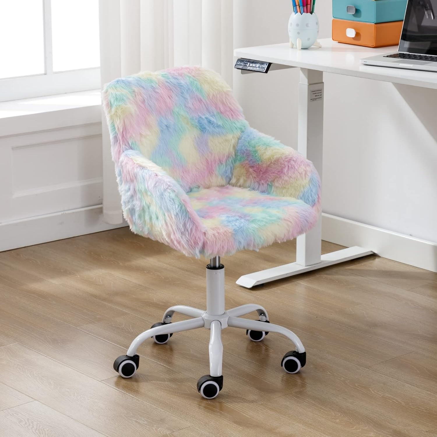 Swivel Kids Chair with Wheels, Adjustable Kids Desk Chair with Armrest ...