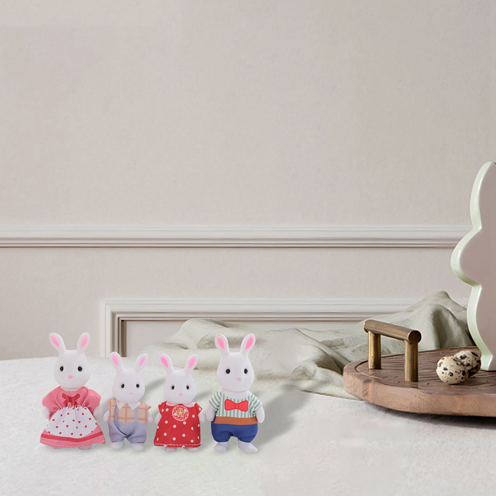 Sylvanian Families - Calico Critters White Rabbit Family - Set of 4 ...