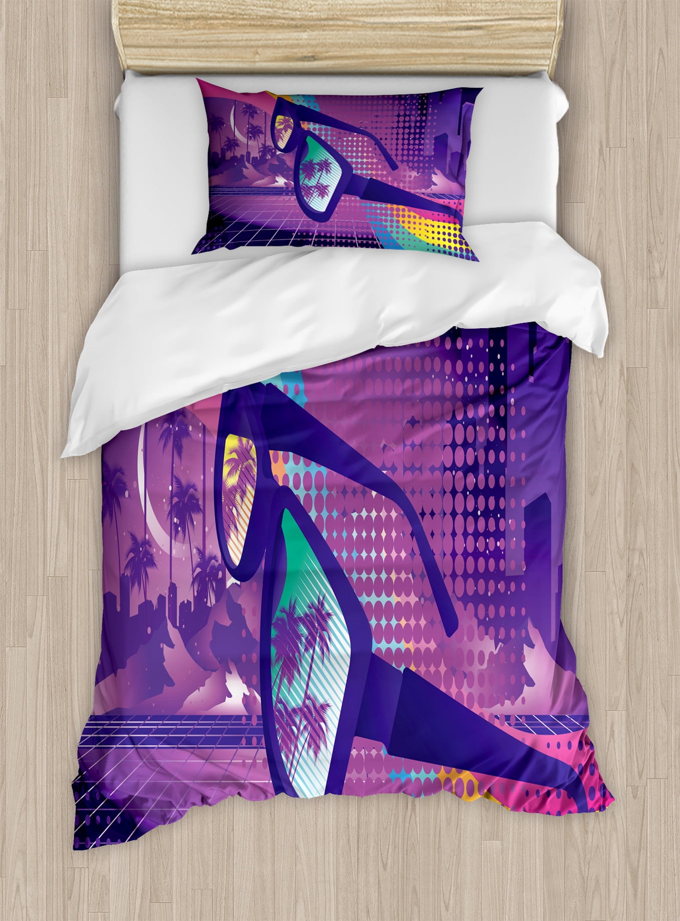 Synthwave Duvet Cover Set, Retro Futuristic City with Palms and ...