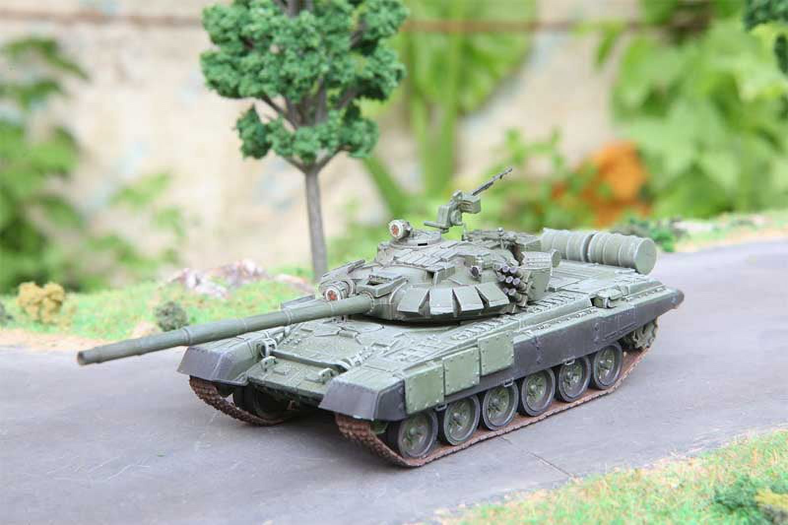 T-72BA (BM) Main Battle Tank, Russian Army (1:72) - Walmart.com