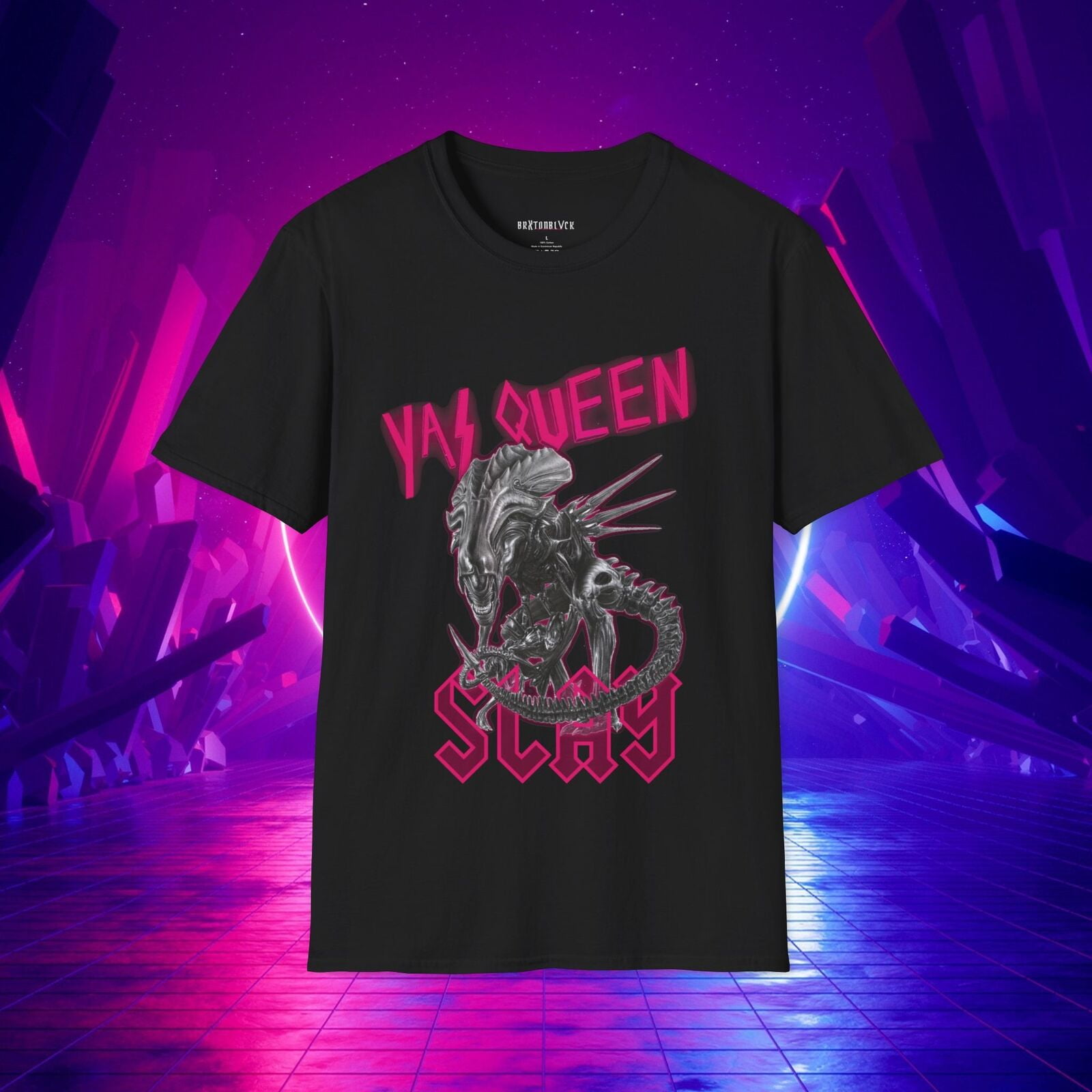 T-Shirt - Queen Alien HR Giger Fun Sassy Lettering Design - Walmart.com