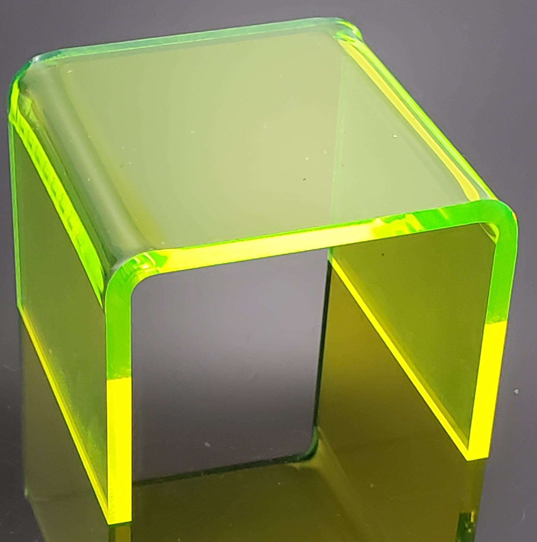 T'z Tagz Rare Single Unit 4x2x4 Small Acrylic Riser Display Holders ...