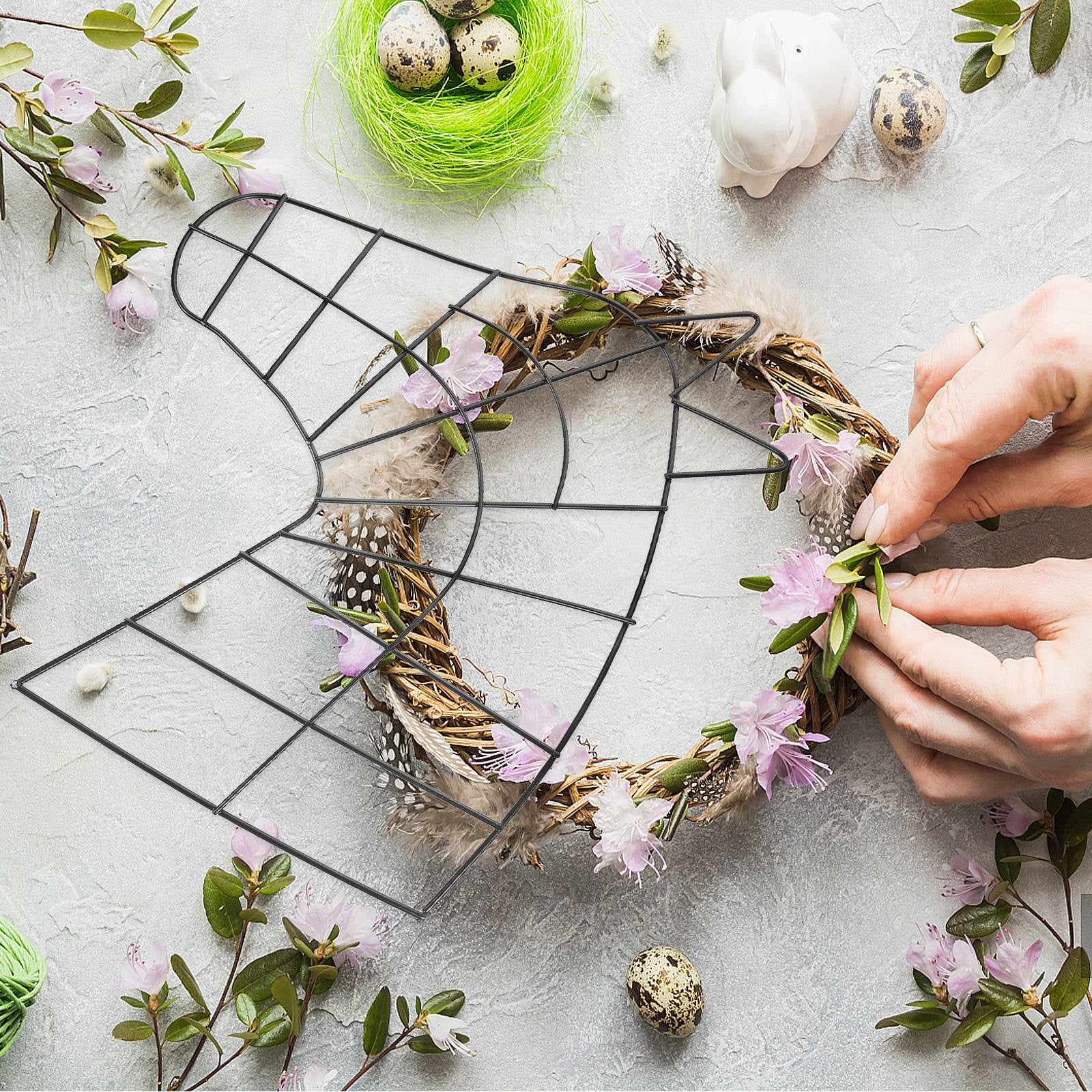 TABLZONE Black Iron Wreath Frame for Home Decor and Equestrian ...