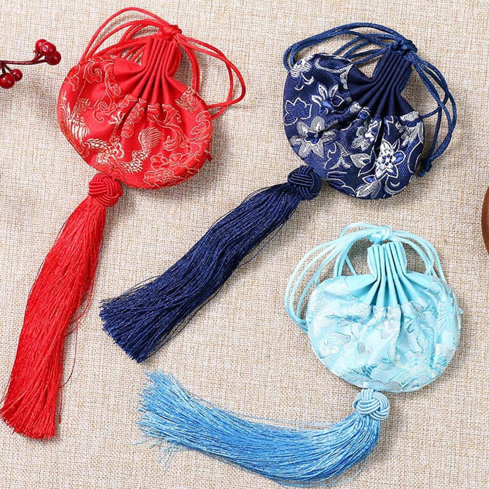 TABLZONE Chinese Style Red Sachet Holder, Noble and Gorgeous, Ideal for ...