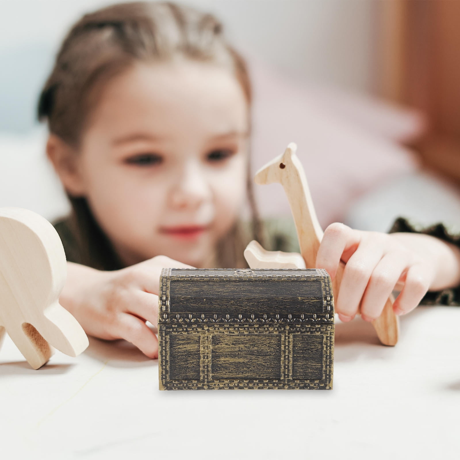 TAILTOSS Miniature Pirate Treasure Chest Box Toy for Kids Decoration ...