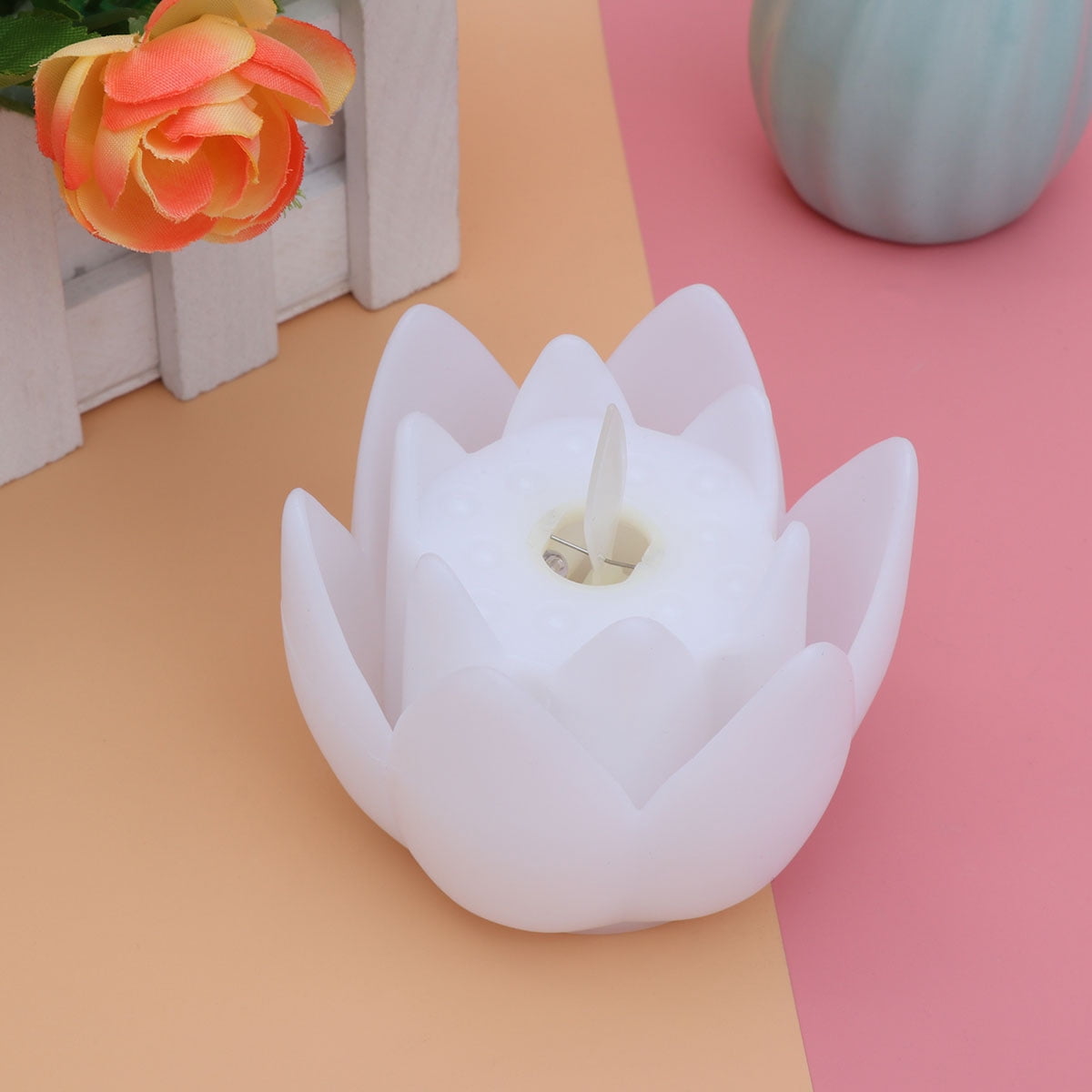 TEHAUX Flameless LED Candle Simulation Lotus Shaped Candle Realistic ...