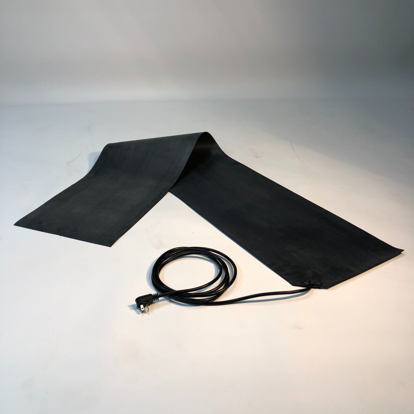 TEMPURTECH 12" x 10' Heated Rubber Mat 120V | 1.5A Ice Dam Melting Mat ...