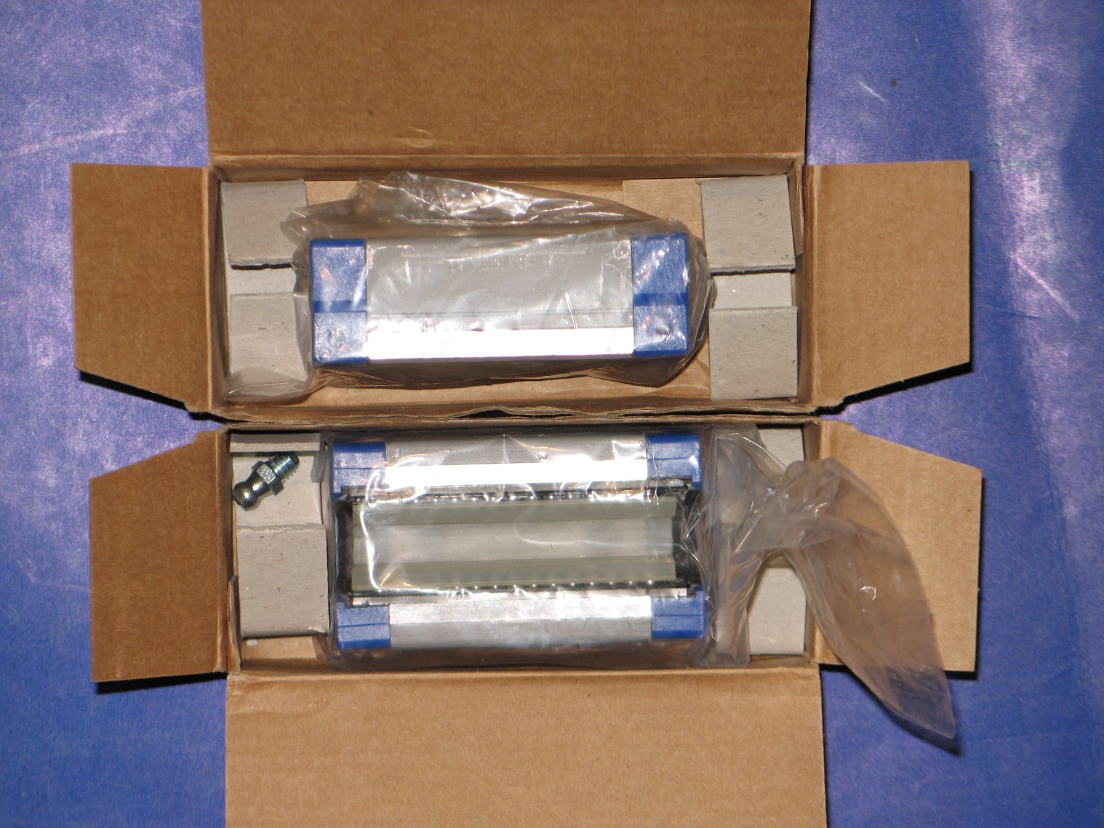 THOMSON 511P20C1D/S001 BEARING BALL CARRIAGES TWO NEW IN BOX - Walmart.com