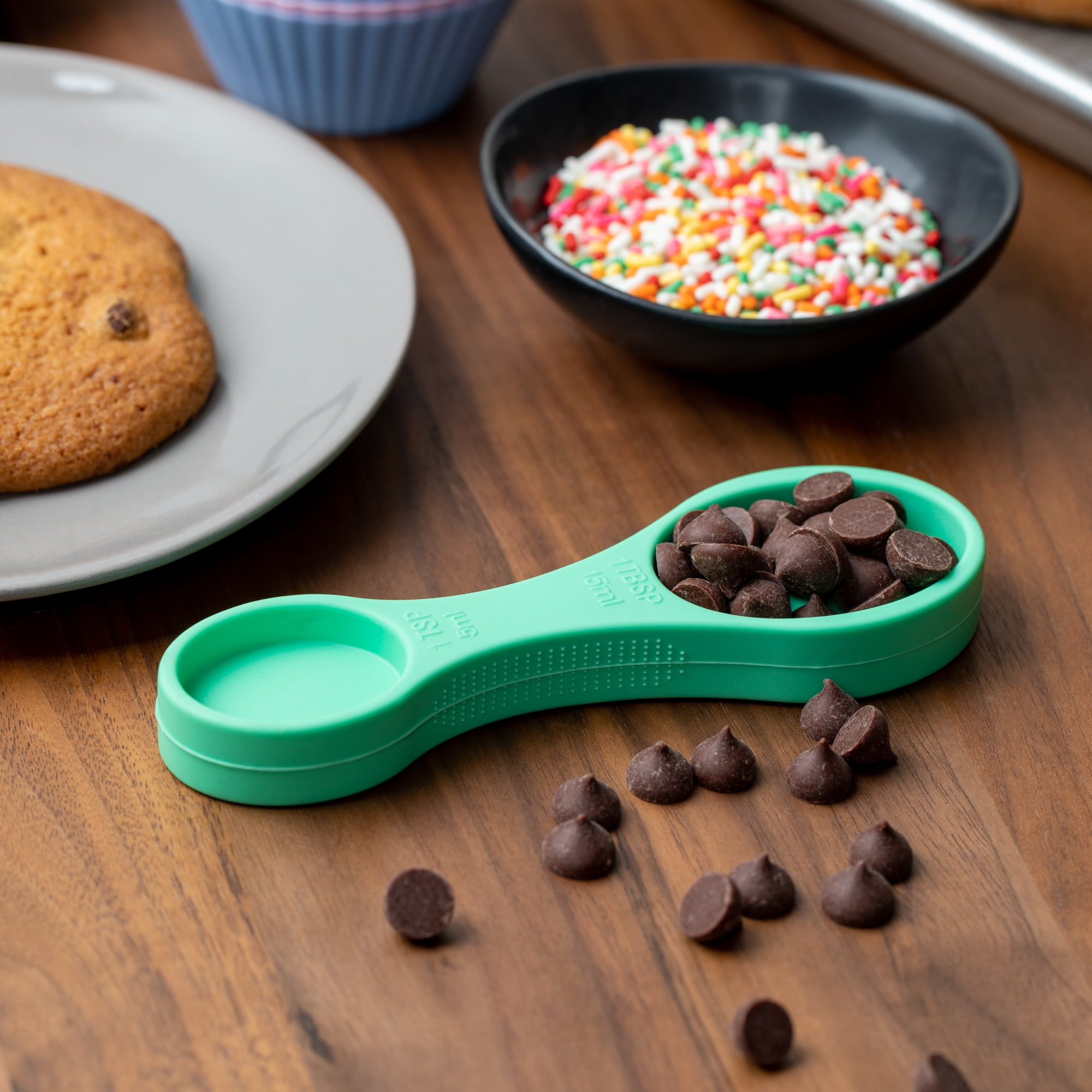 One Measuring Spoon