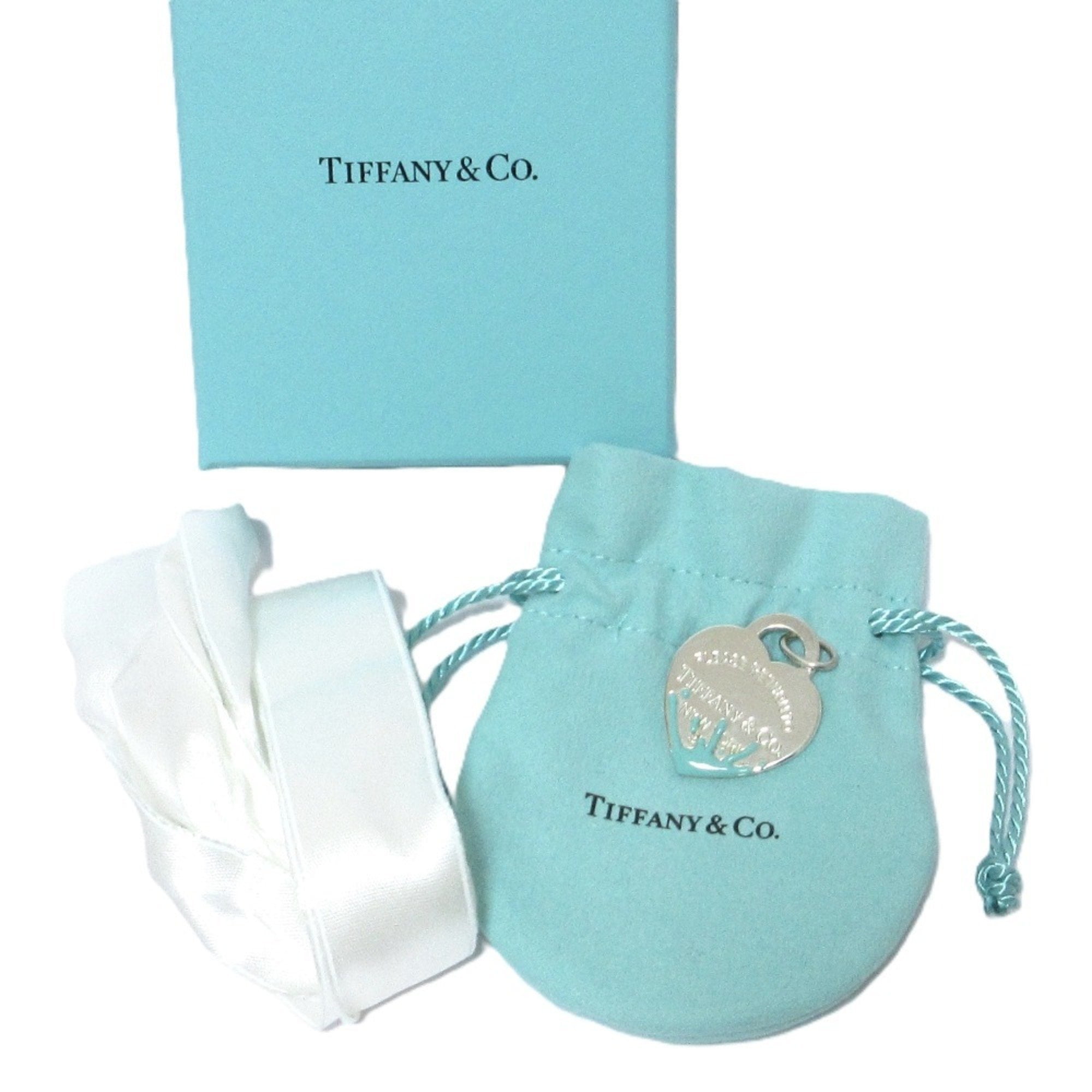 Pre-Owned TIFFANY & CO. Tiffany Return to Splash Heart Charm Necklace ...