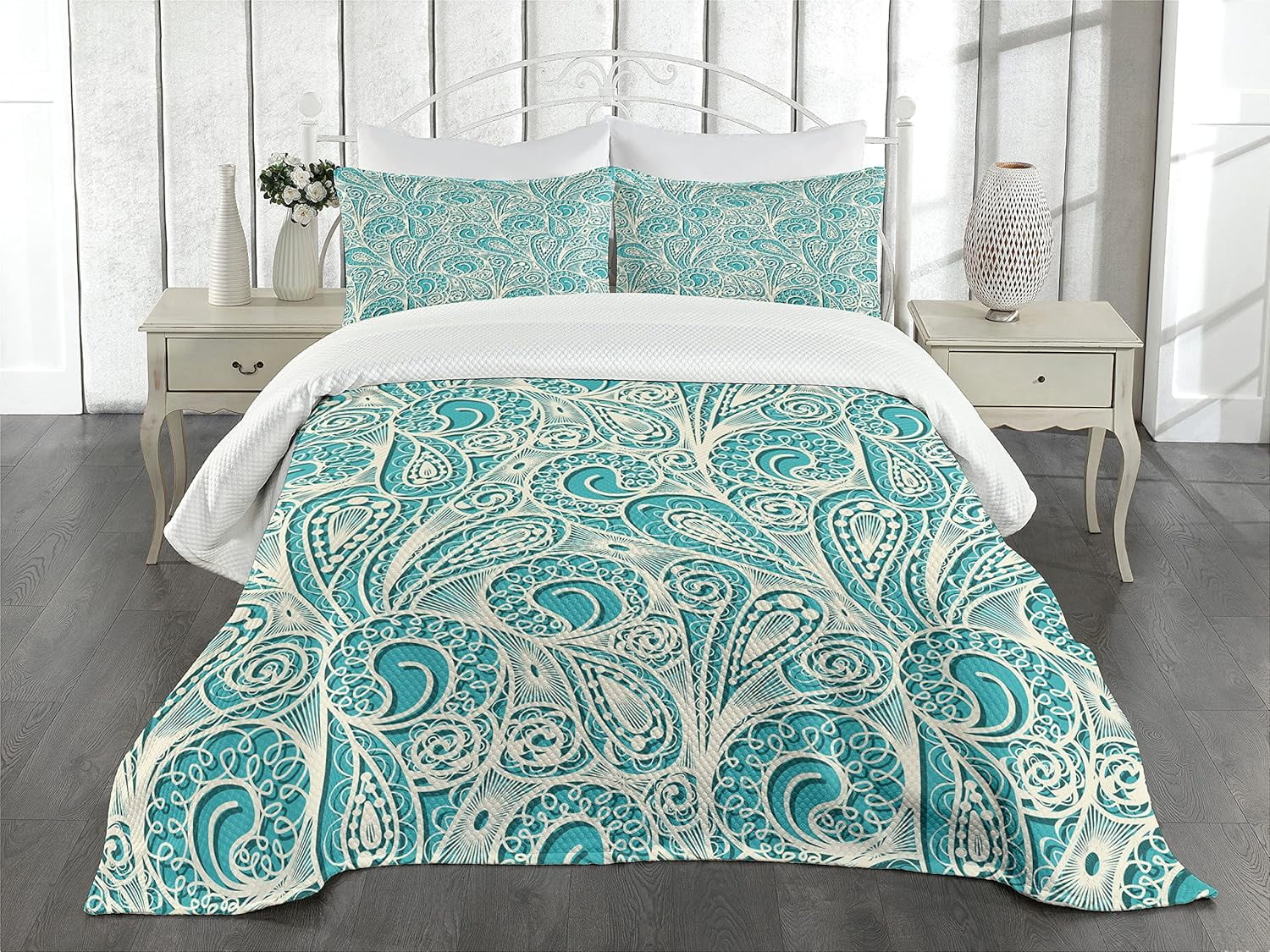 TRA-Teal and White Bedspread Set, White Lace Style Pattern Feminine ...