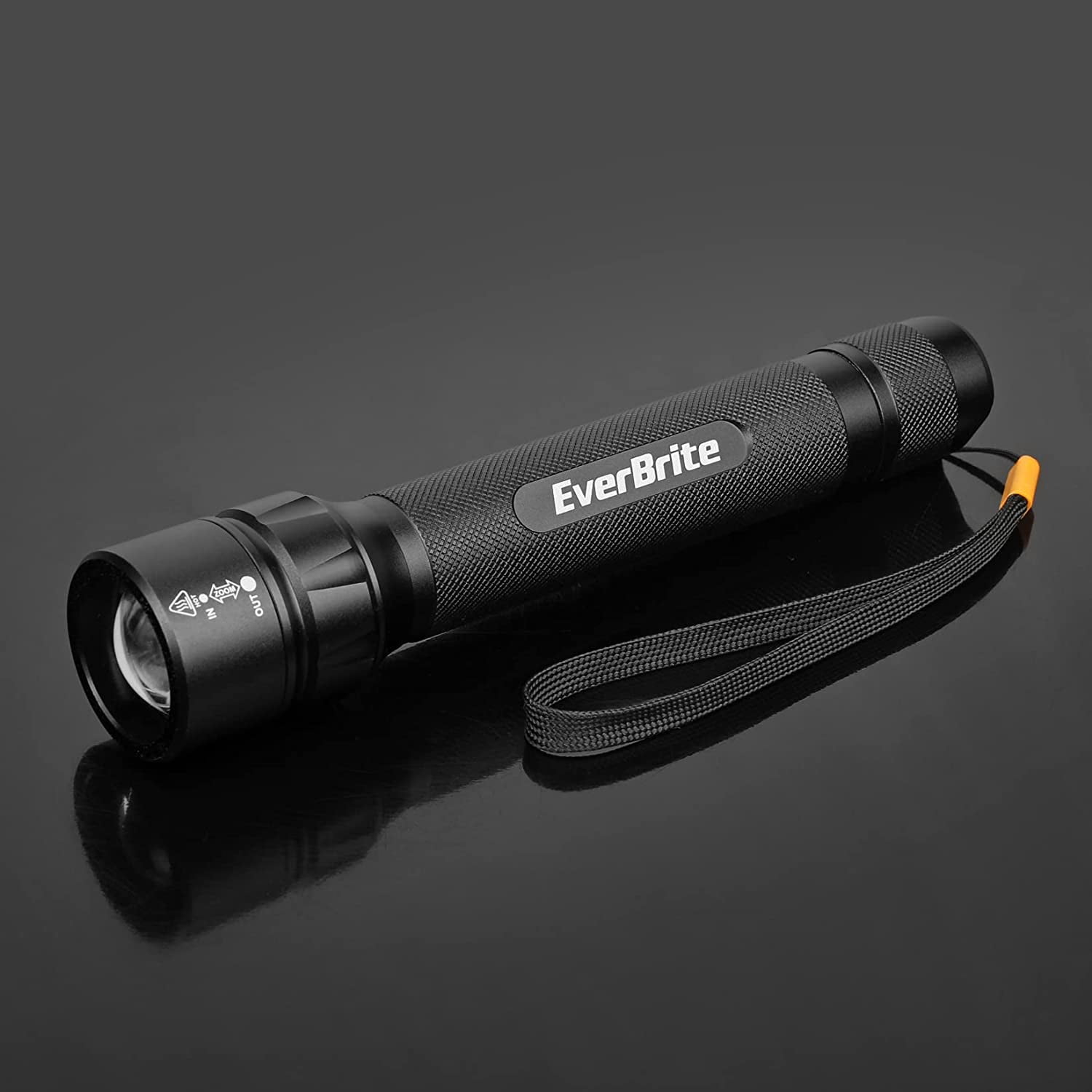 TRA-Ultra Bright Tactical Flashlight, 600 Lumen Zoomable Adjustable ...