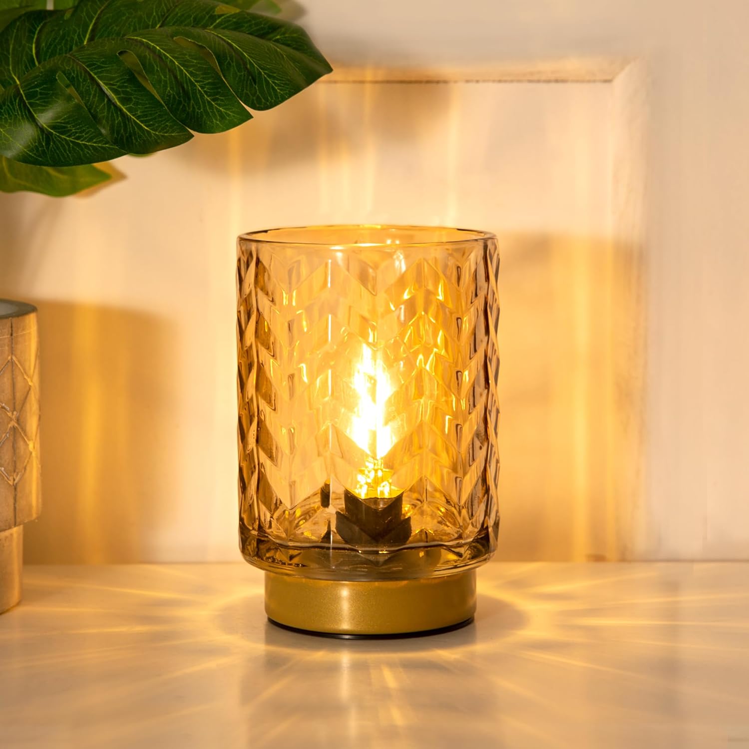 TRAHOO-Battery Operated Lamp with Timer, Small Table Lamp with LED Bulb ...