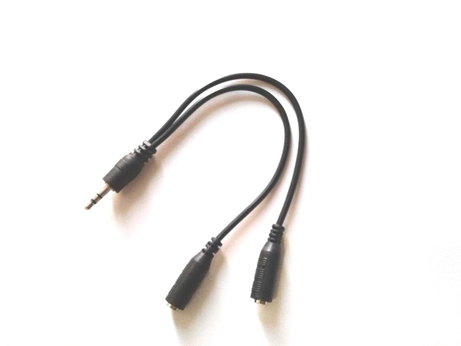 TREND- 2X 3.5Mm Audio Cable Male To 2 Female Stereo Y Splitter ...
