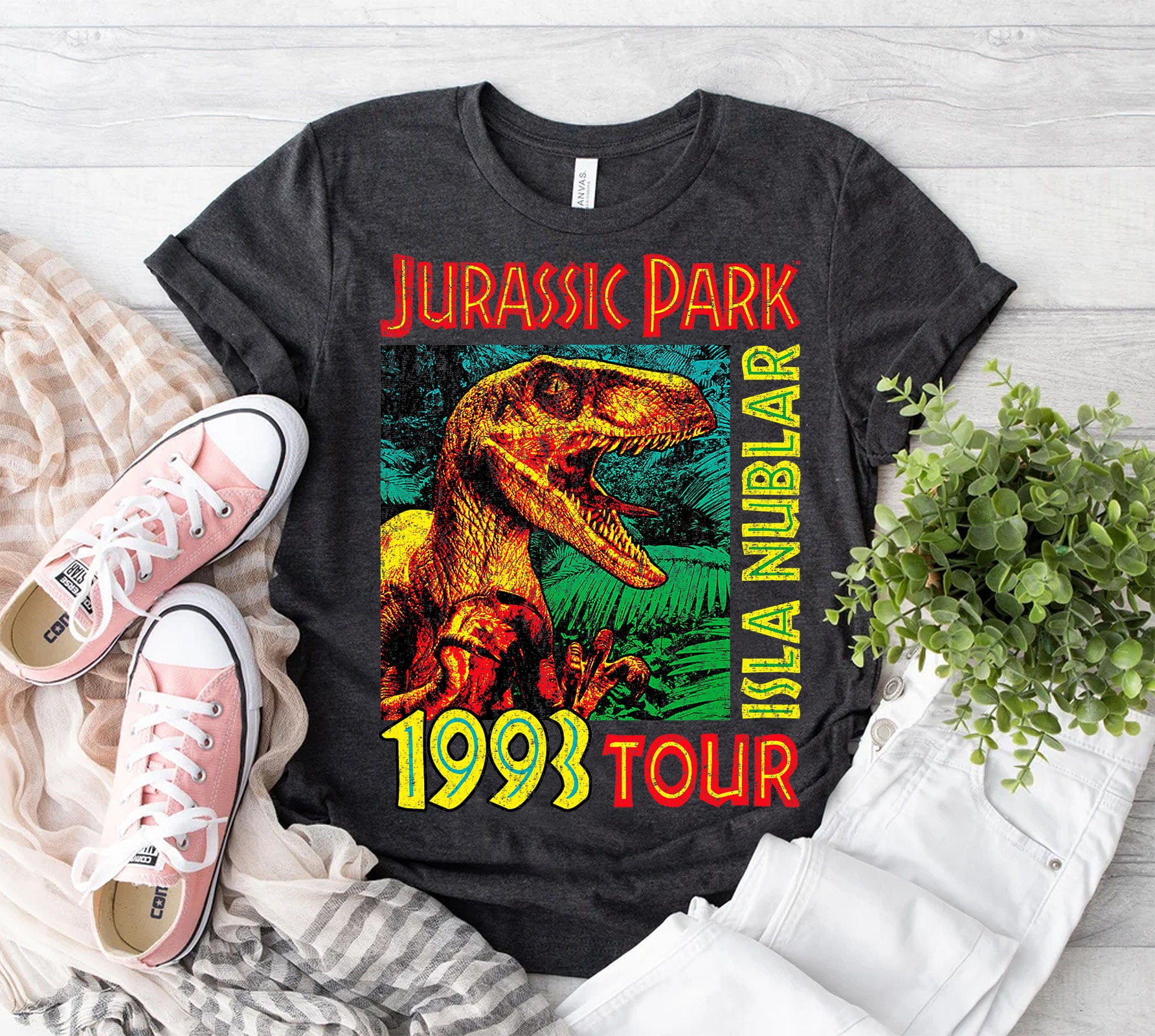 TSHIRT-Jurassic Park Isla Nublar 1993 Tour Poster Graphic Shirt ...