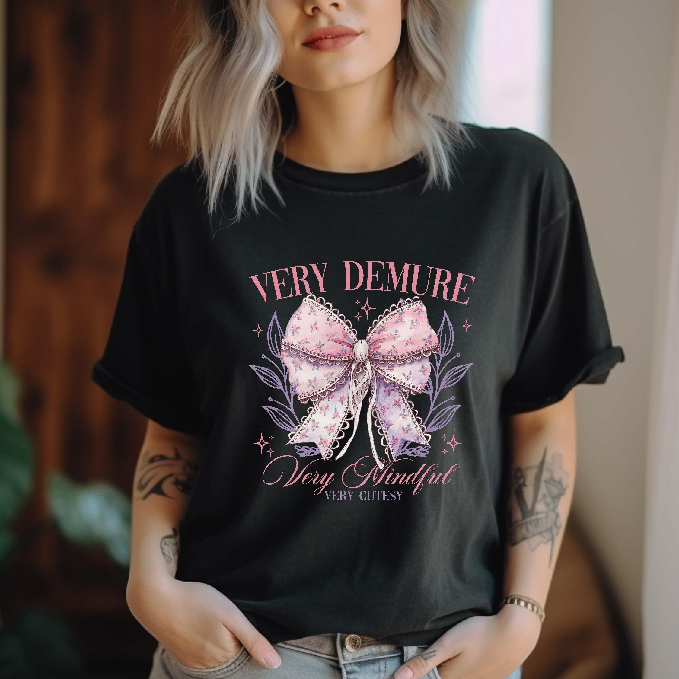 TSHIRT-Very Demure Very Mindful Shirt, Demure Workplace T-Shirt, Viral Tiktok Trend Tee, Mindful ...
