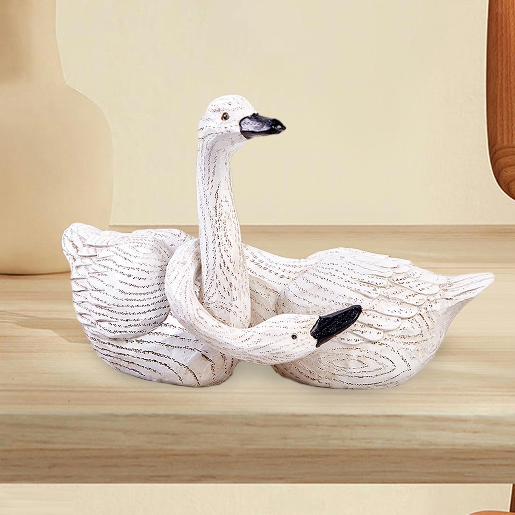 TUMALL 2Pcs Swan Statues Couple Swan Figurines Table Centerpiece Resin ...