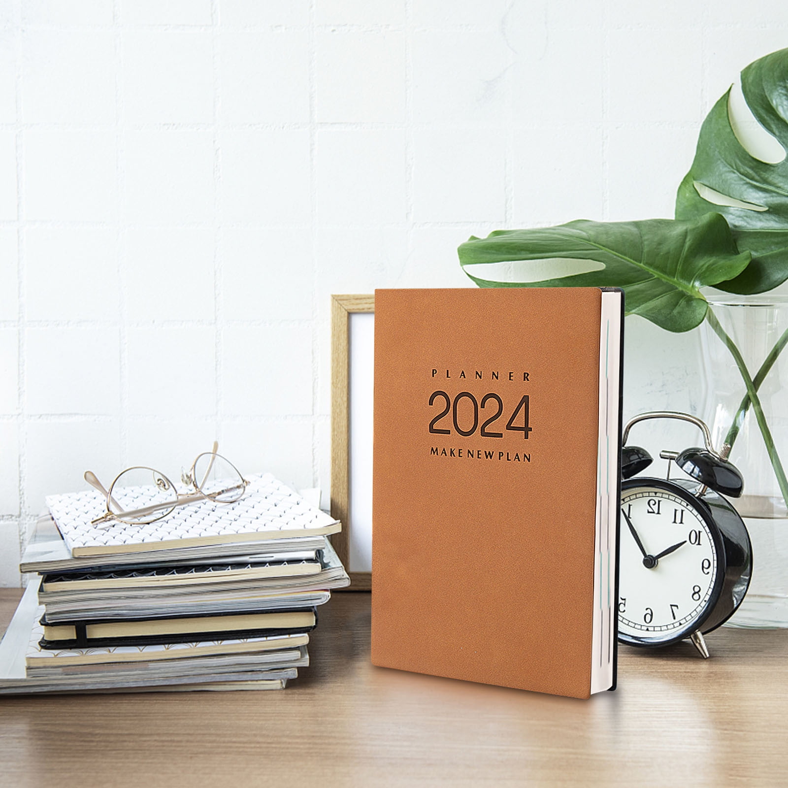 TUOBARR Agenda Book 2024, One Page Per Day, 365 Days Annual Calendar ...