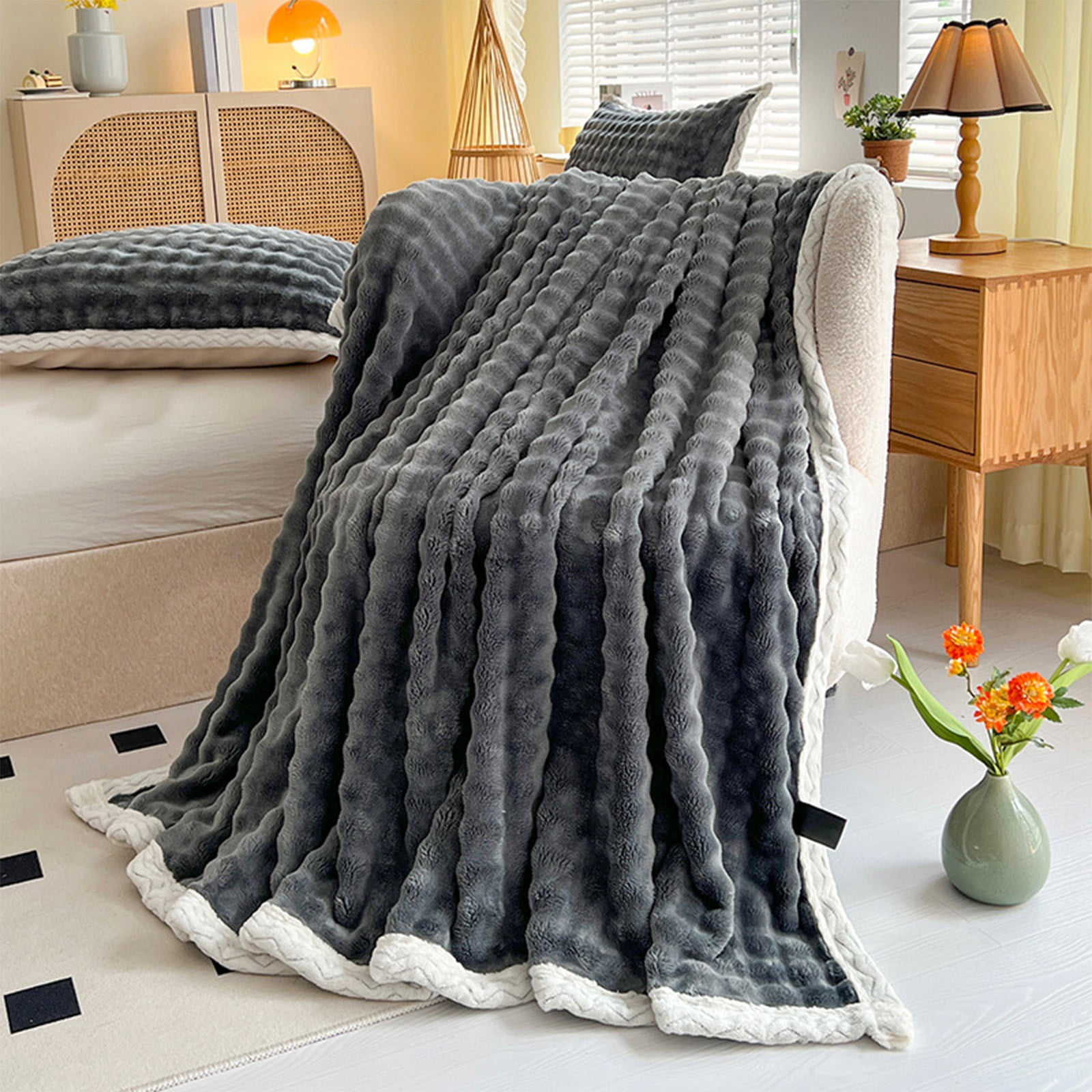 TUTUnaumb Soft Bubble Blanket Throw Blanket Fleece, Soft Cozy and Thick ...
