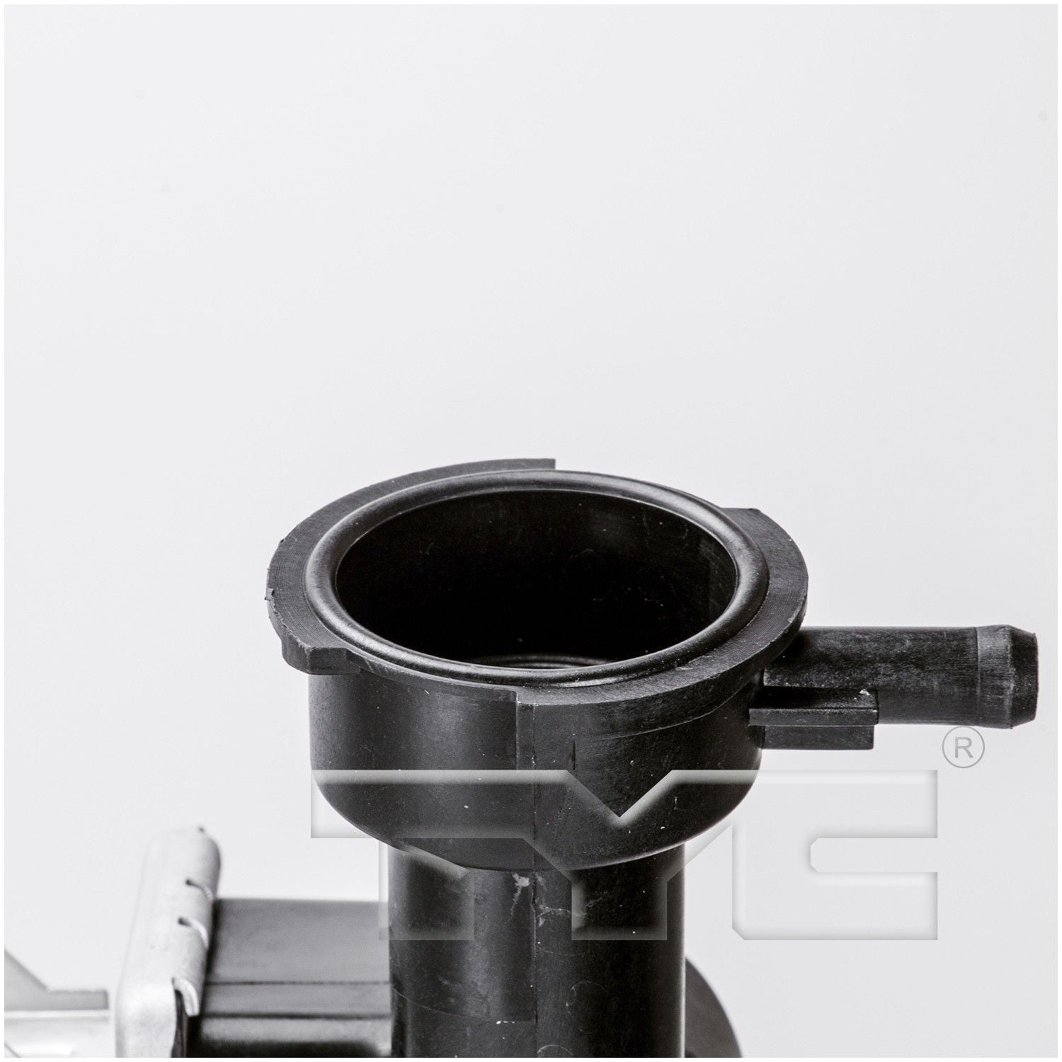 TYC 2003 Radiator Assembly For 96-05 Chevrolet GMC Astro Safari ...