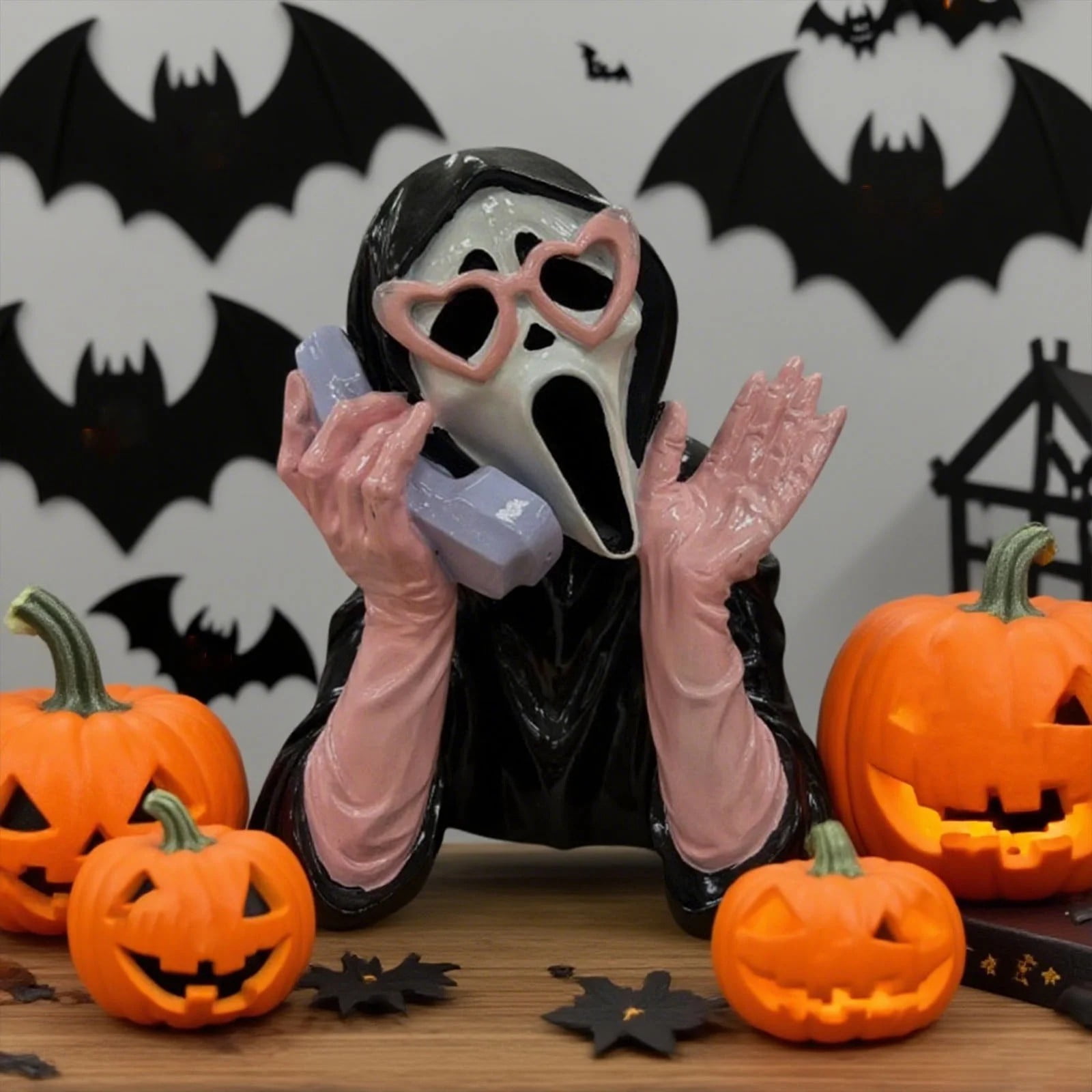 TYFLEI 2025 Ghoulish Resin Light Up Halloween Pink/Black Scream Ghost ...